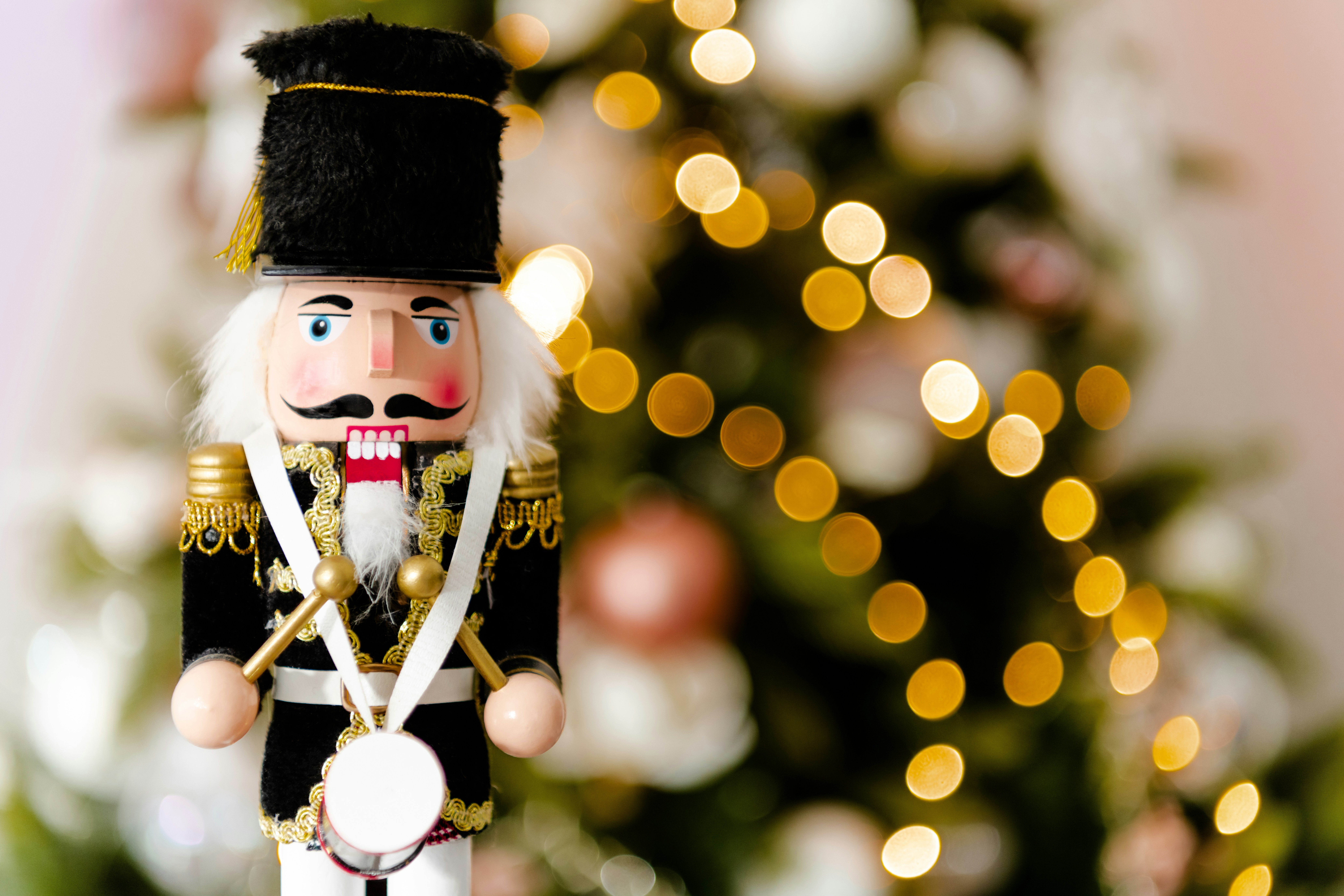 45,628+ Nutcracker Pictures | Download Free Images on Unsplash