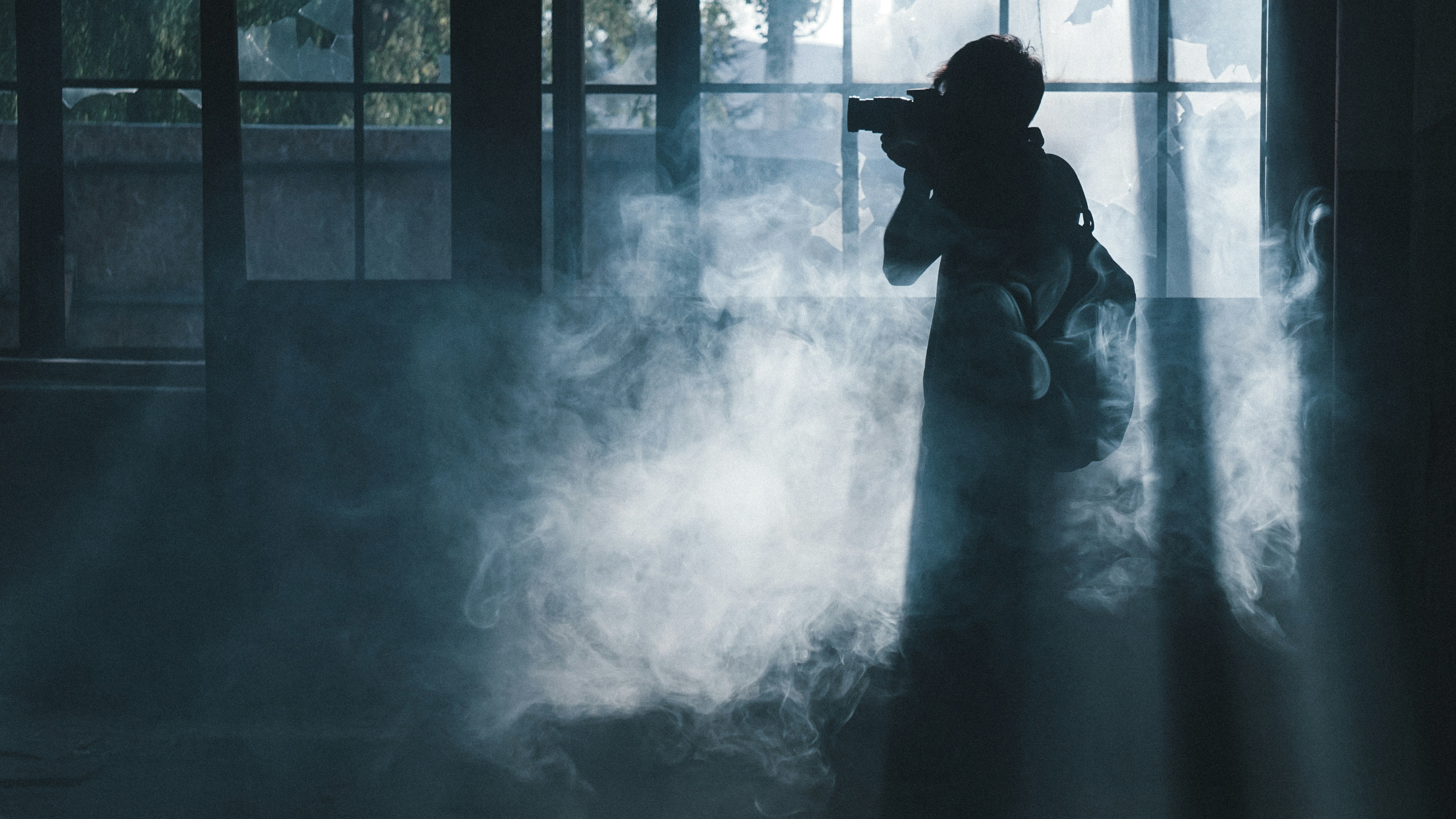 A person taking a picture of a large explosion photo – Free Kayseri ...