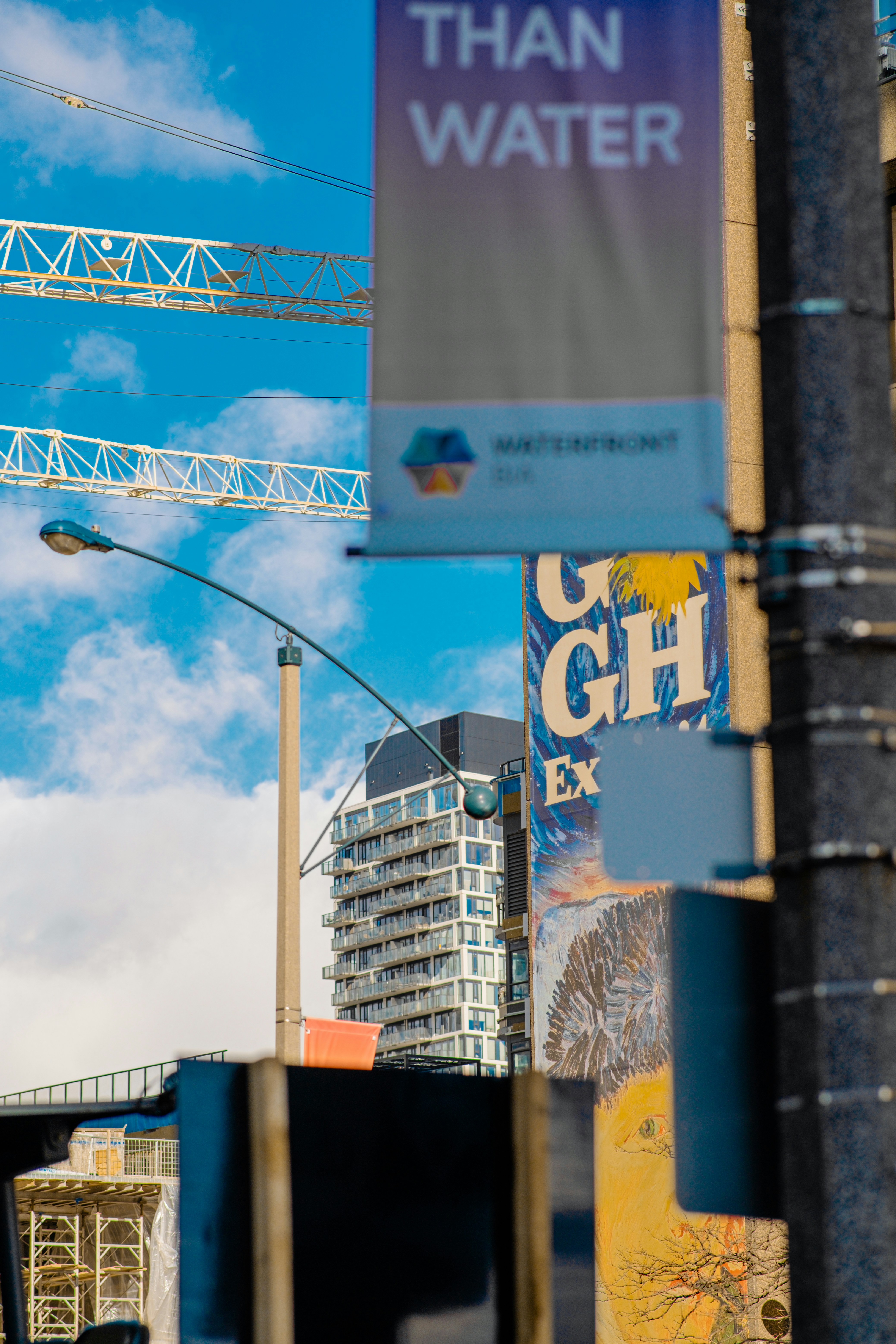 A sign on a pole photo – Free Toronto Image on Unsplash