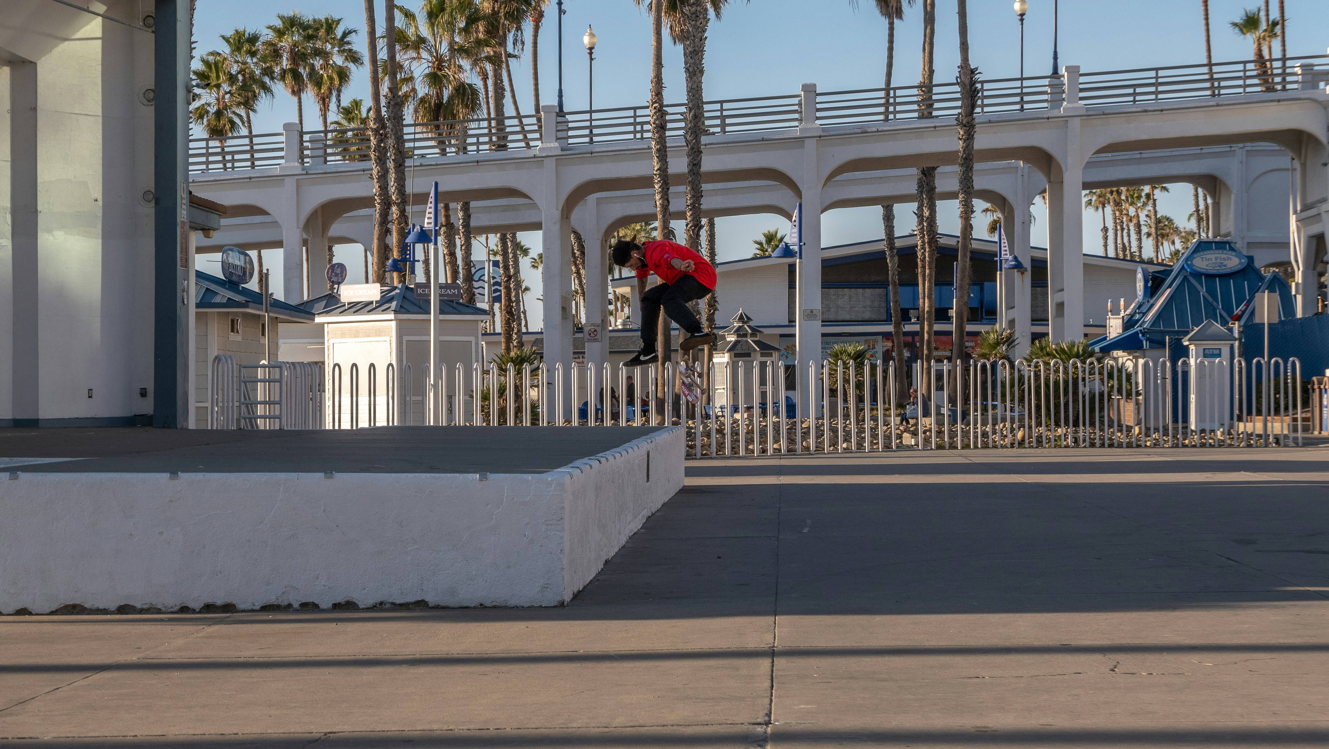 A person jumping over a ramp photo – Free Sketboard Image on Unsplash