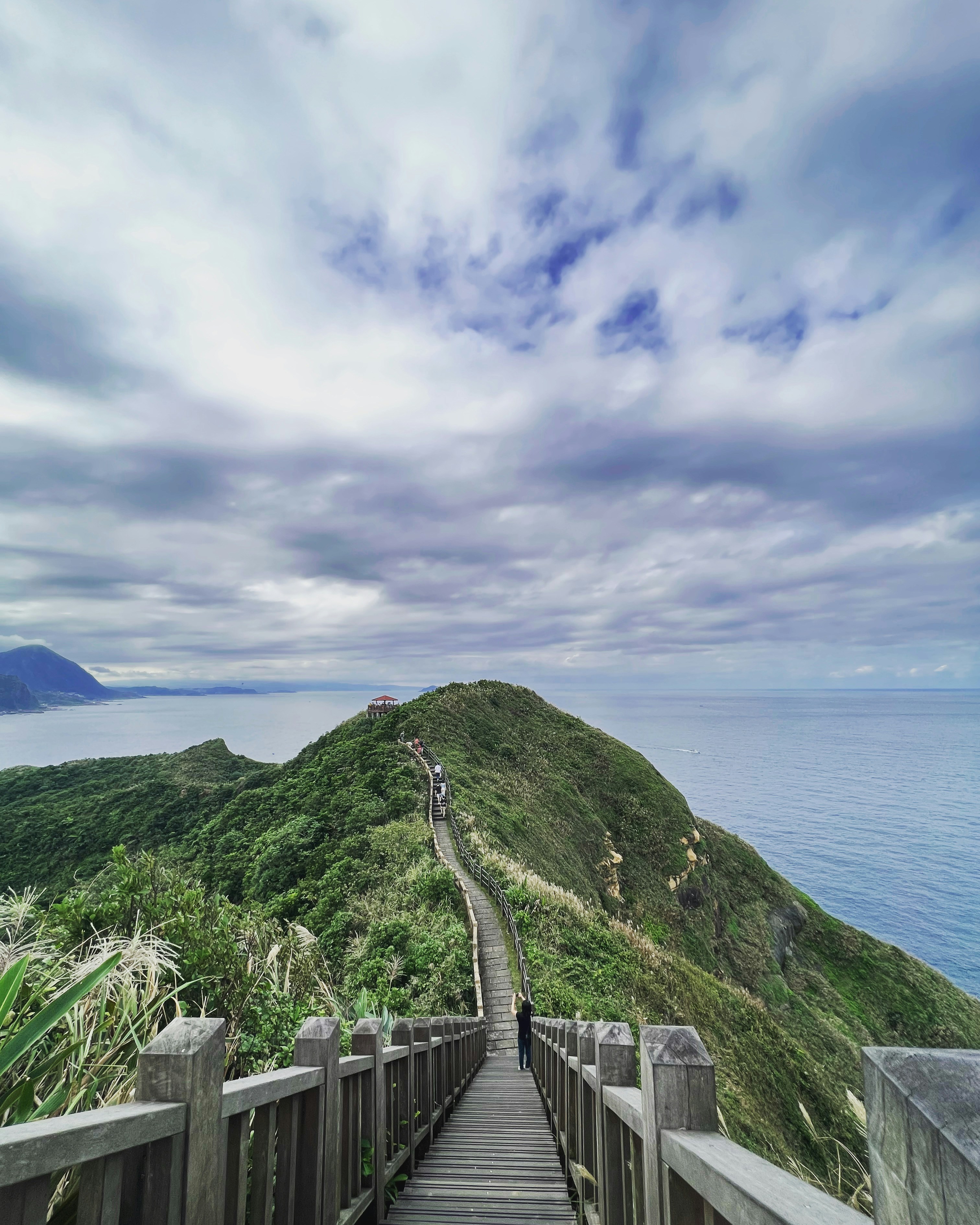 Photo by ZZ Benson with Apple iPhone 13 Pro Max