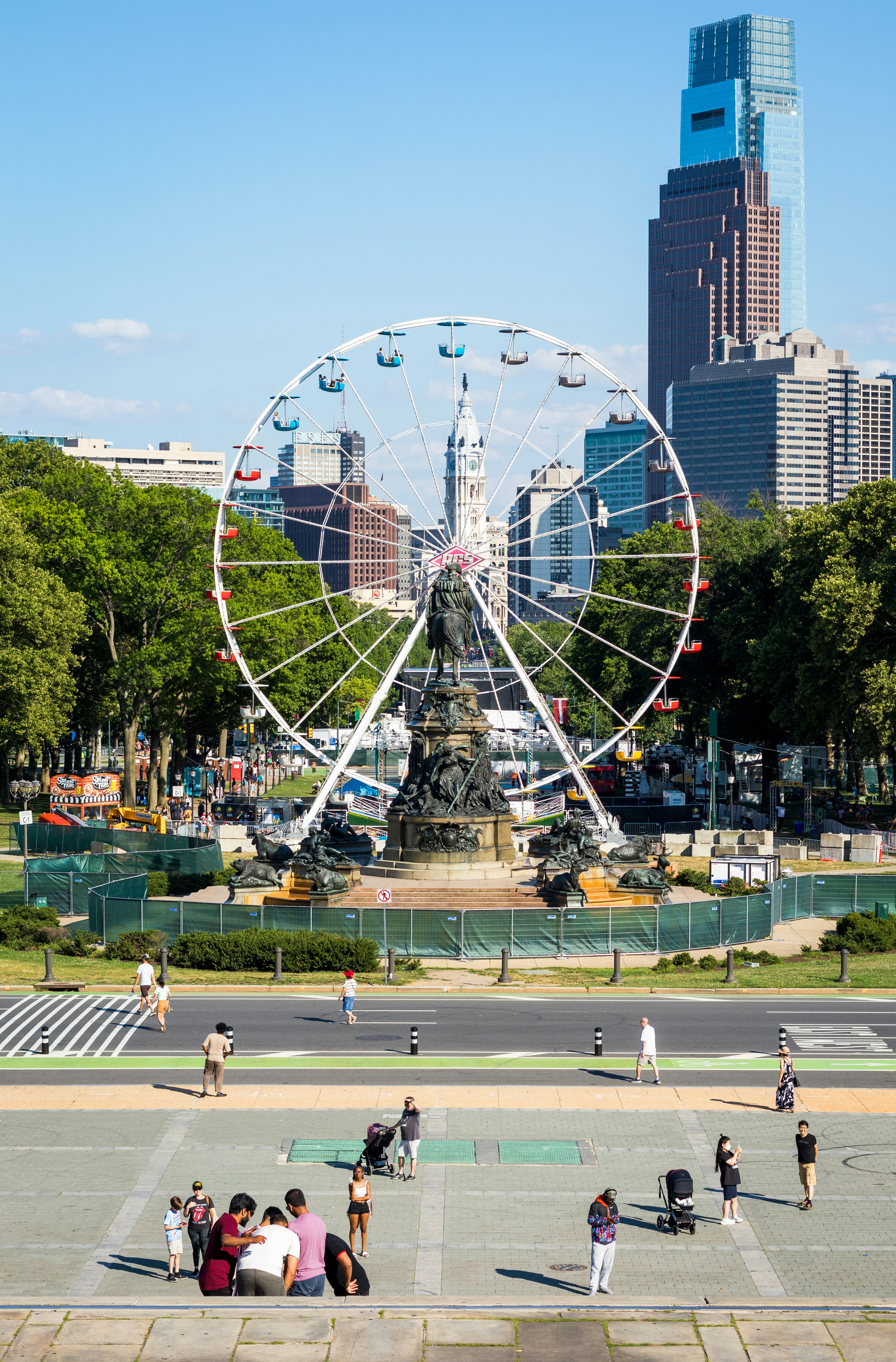 a large ferris wheel in a city