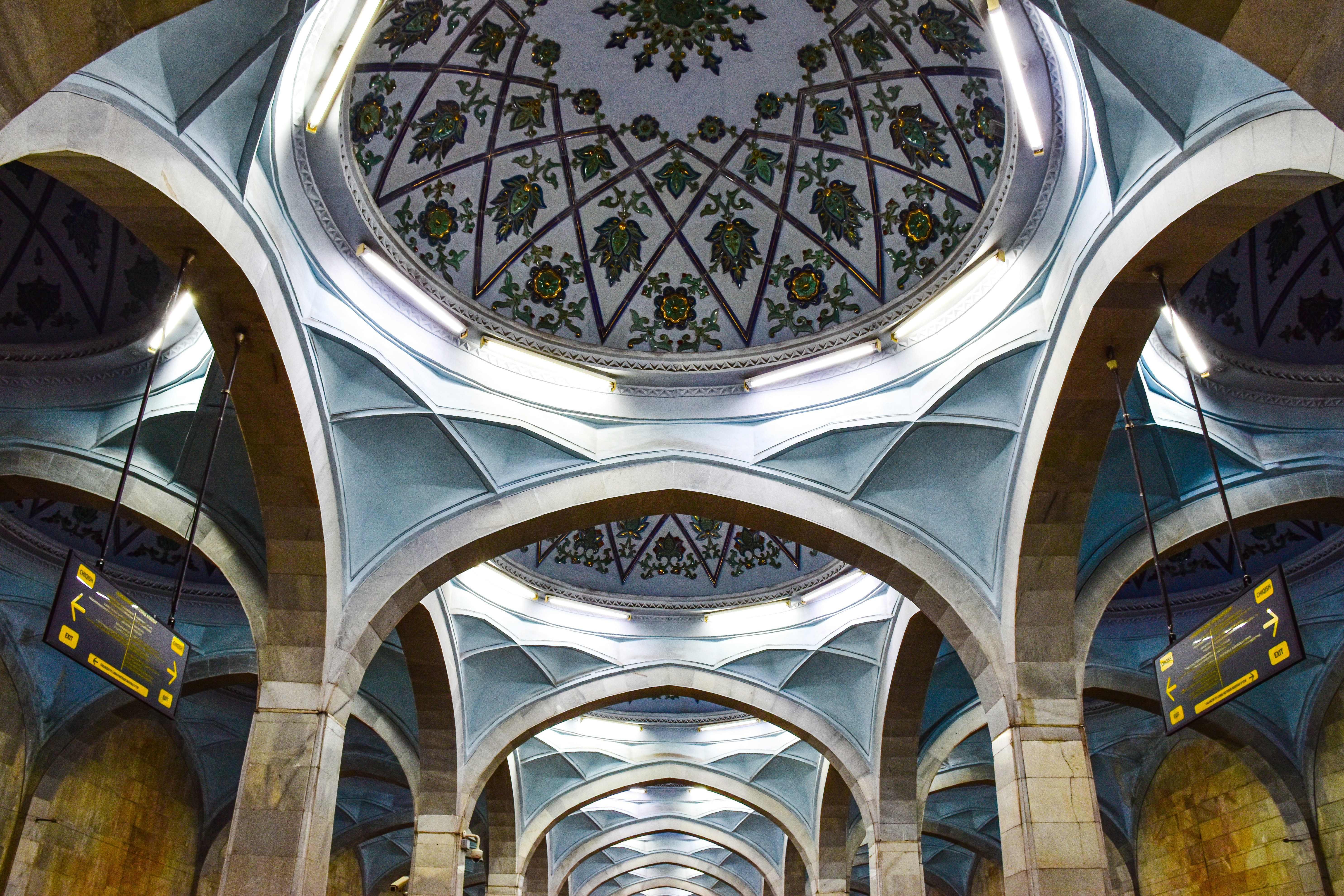 A large domed building with arched windows photo – Free Uzbekistan ...