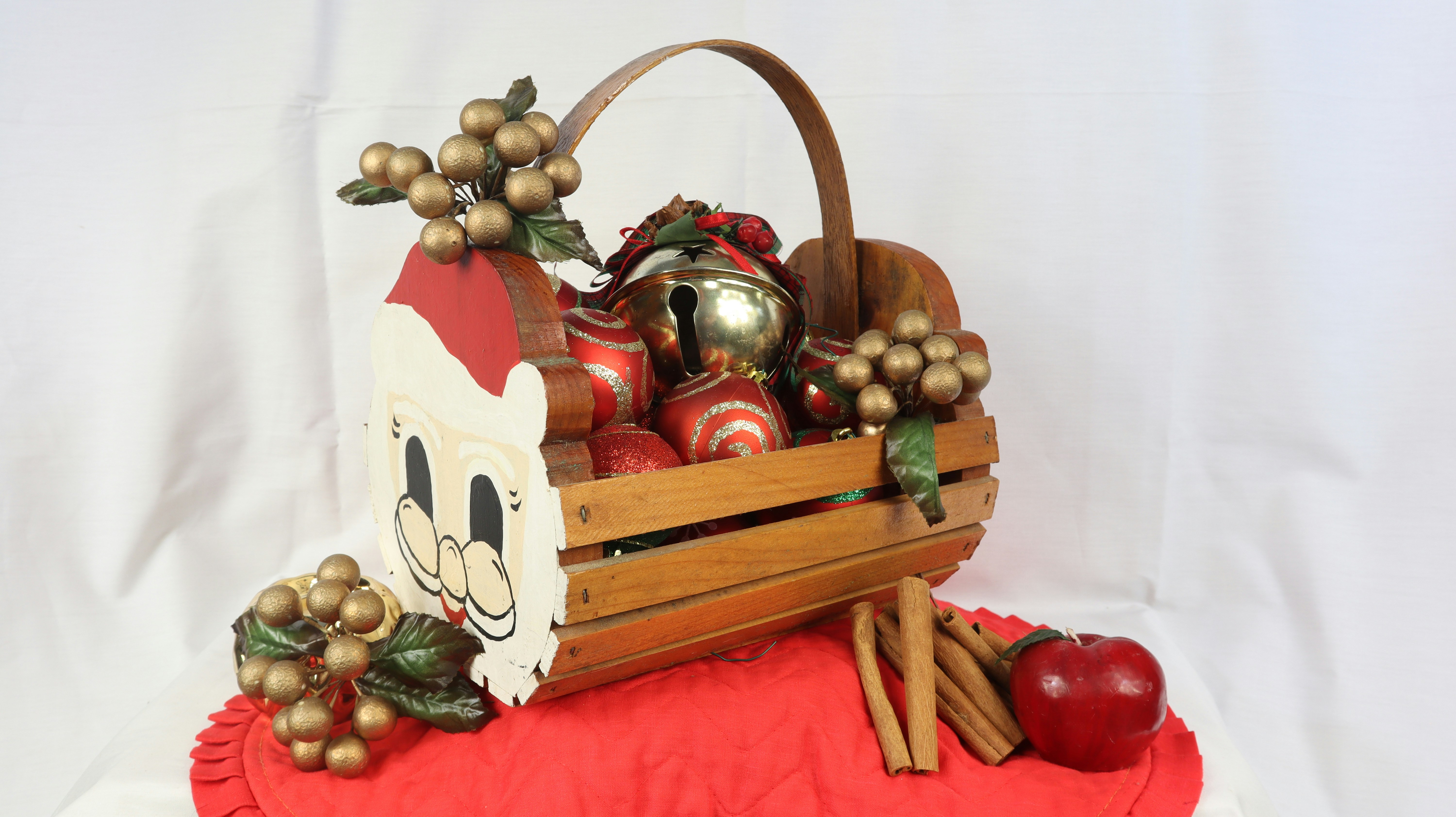 A Christmas design for you to download and use for your artwork.