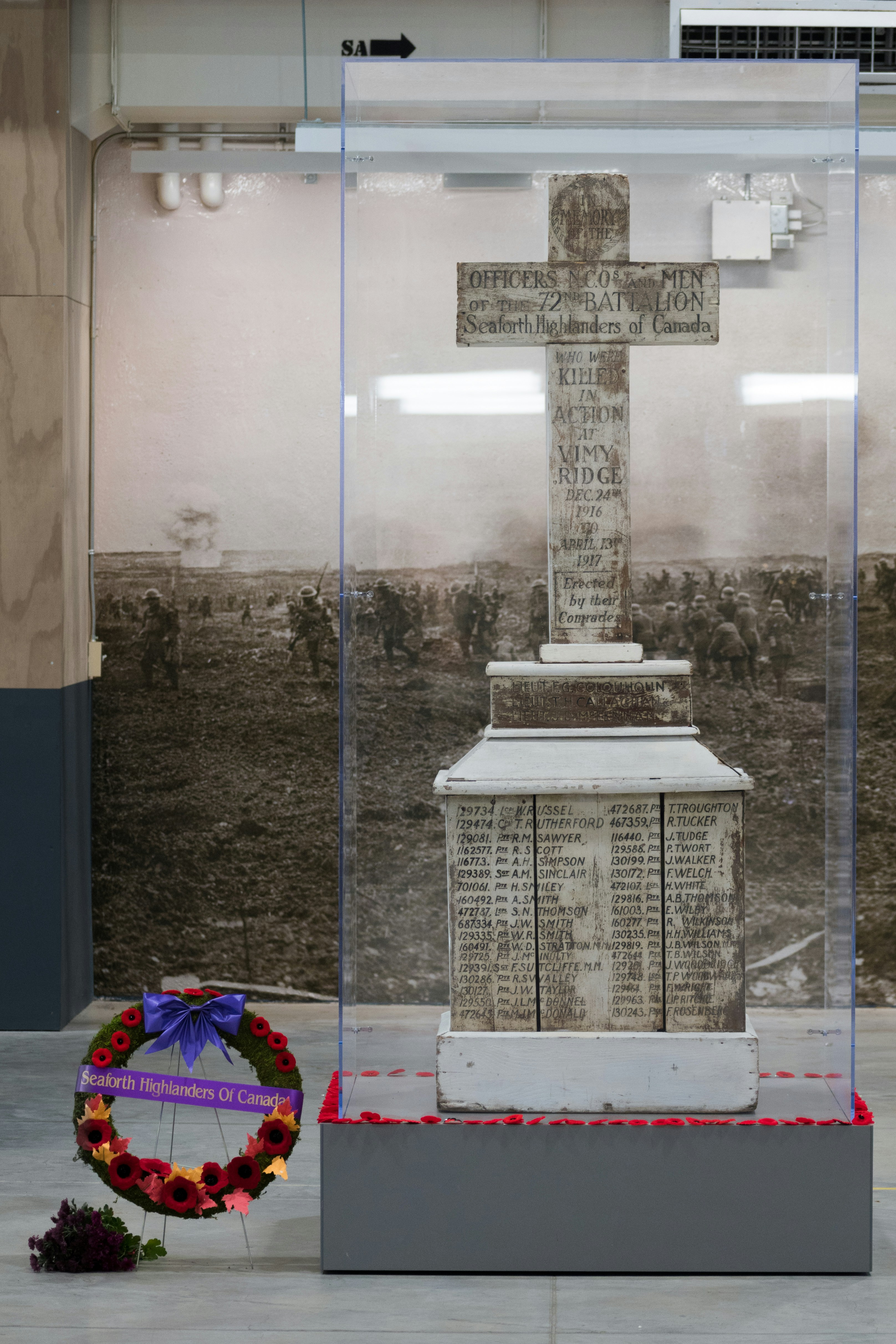 A large stone monument photo – Free D-day Image on Unsplash