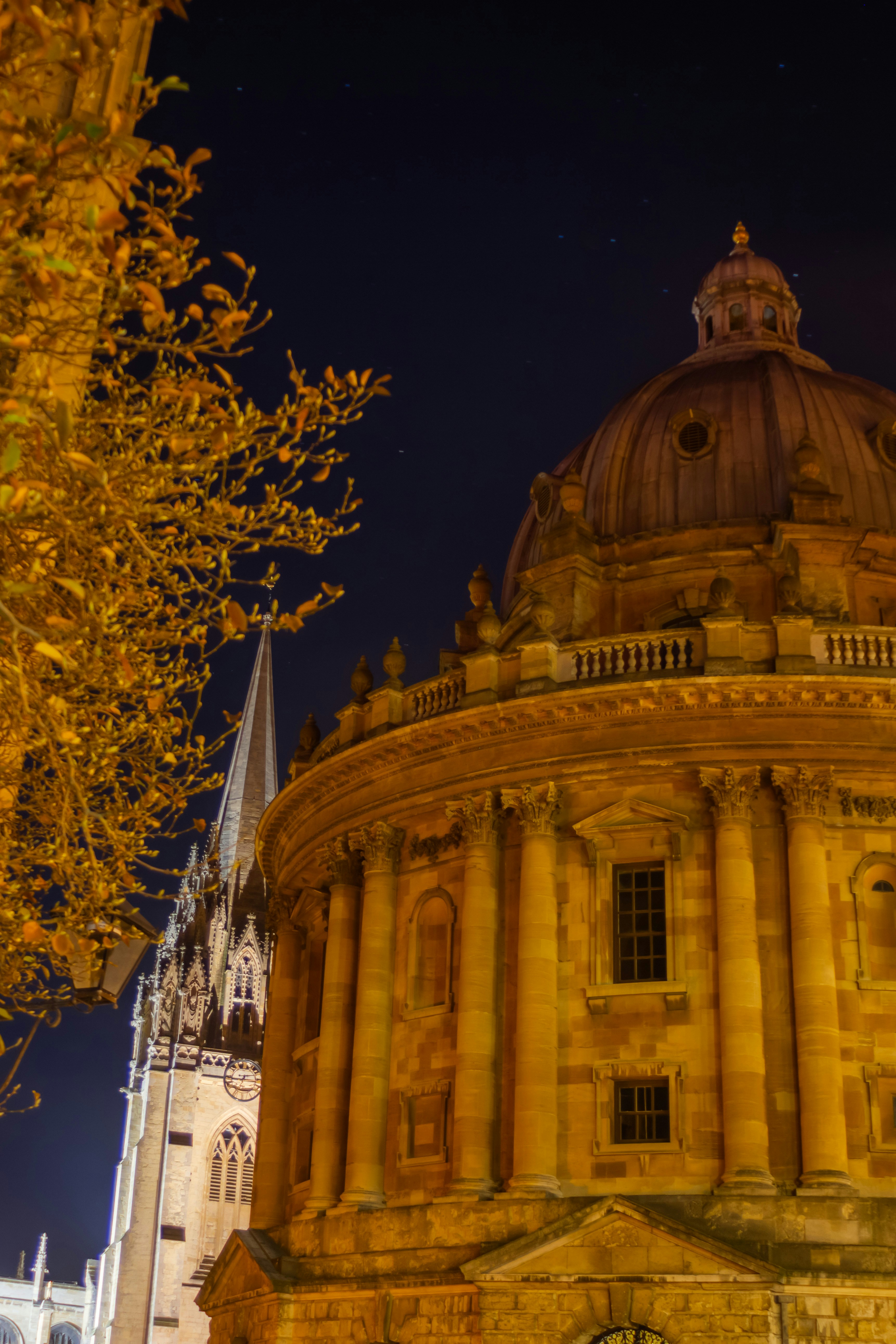 Nocturnal Elegance of Oxford's Architecture