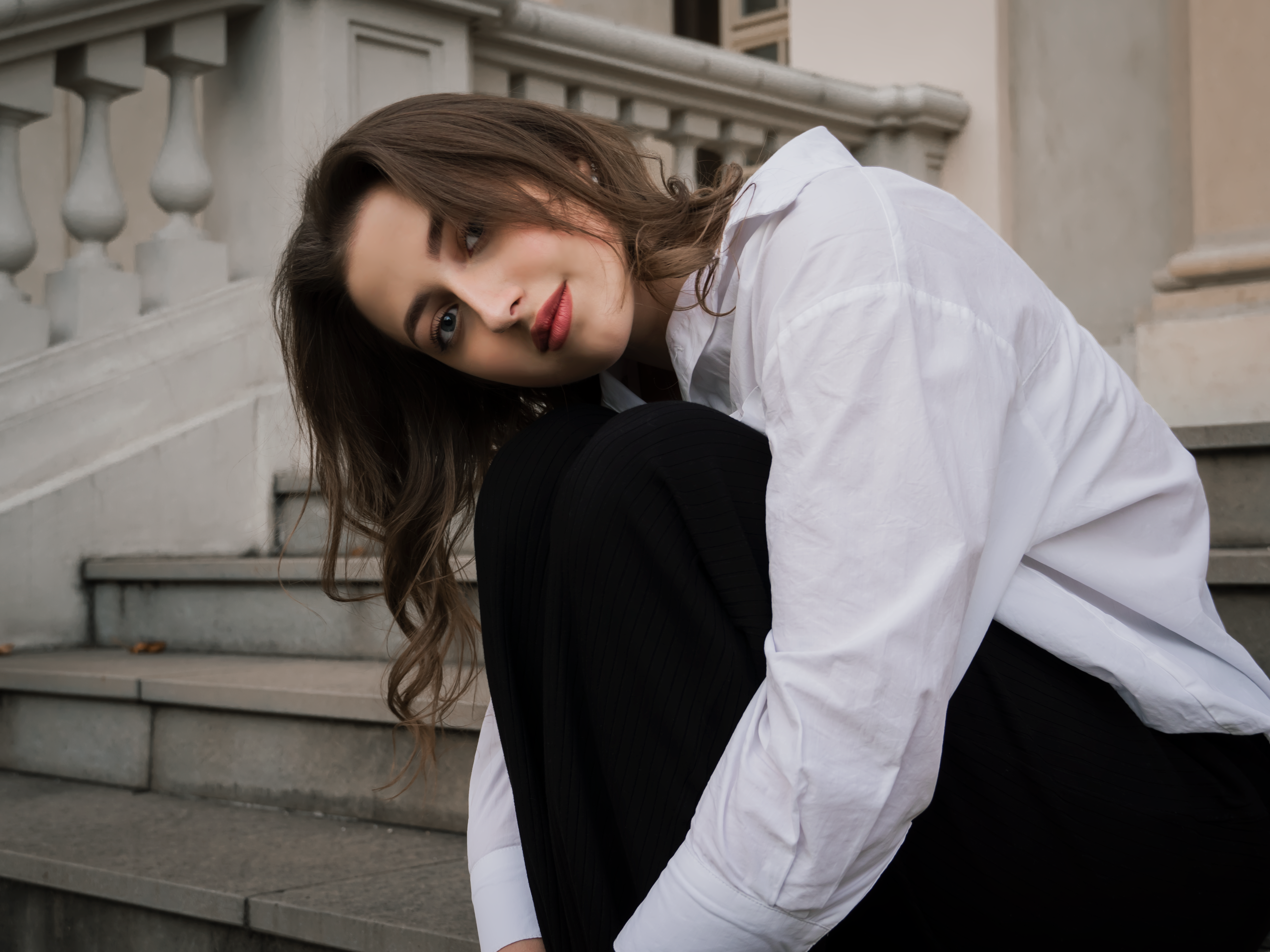 A person posing for a picture photo – Free Head Image on Unsplash