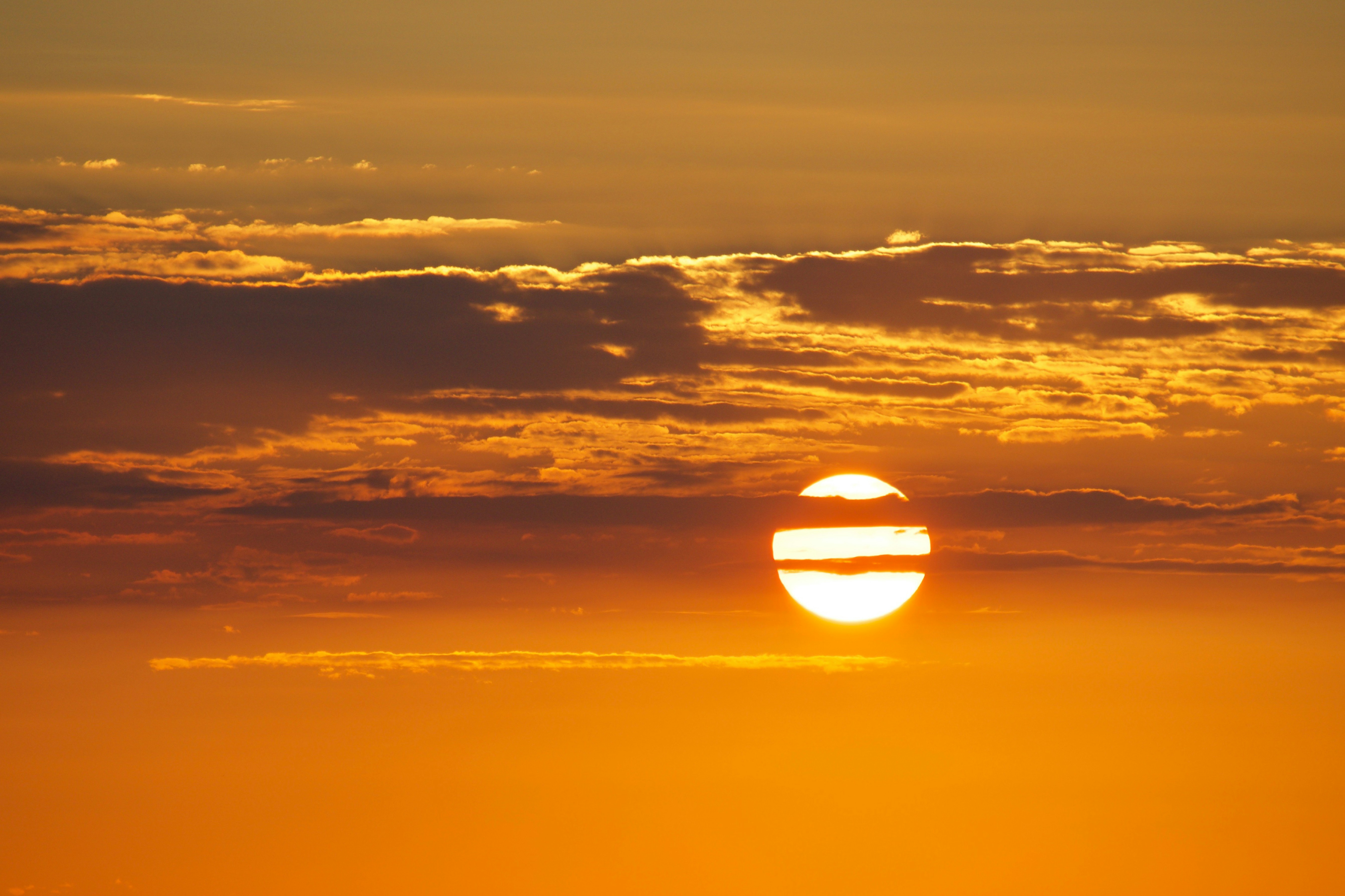 A sunset with clouds photo – Free Outdoors Image on Unsplash