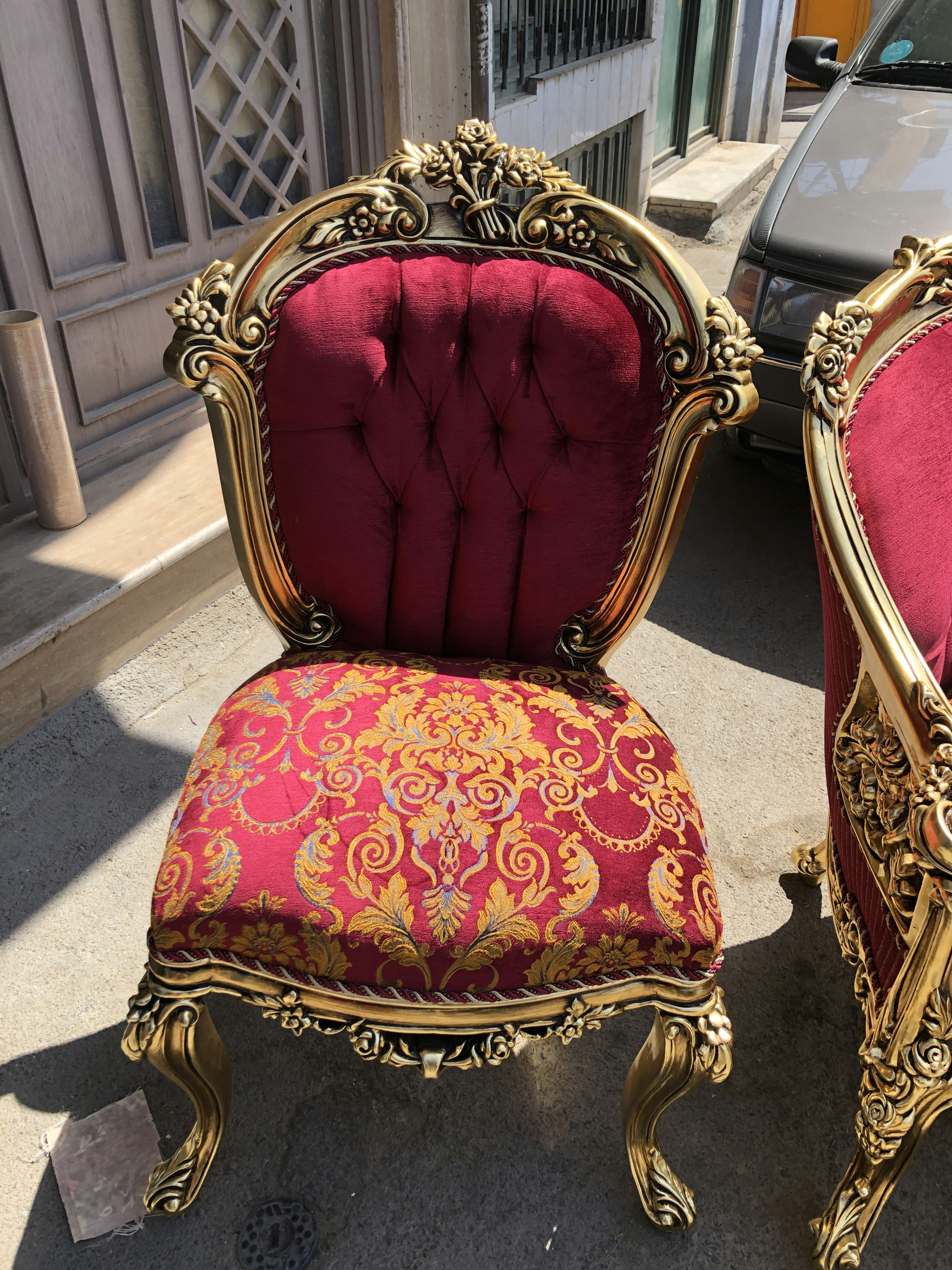 A red and gold chair photo – Free Furniture Image on Unsplash