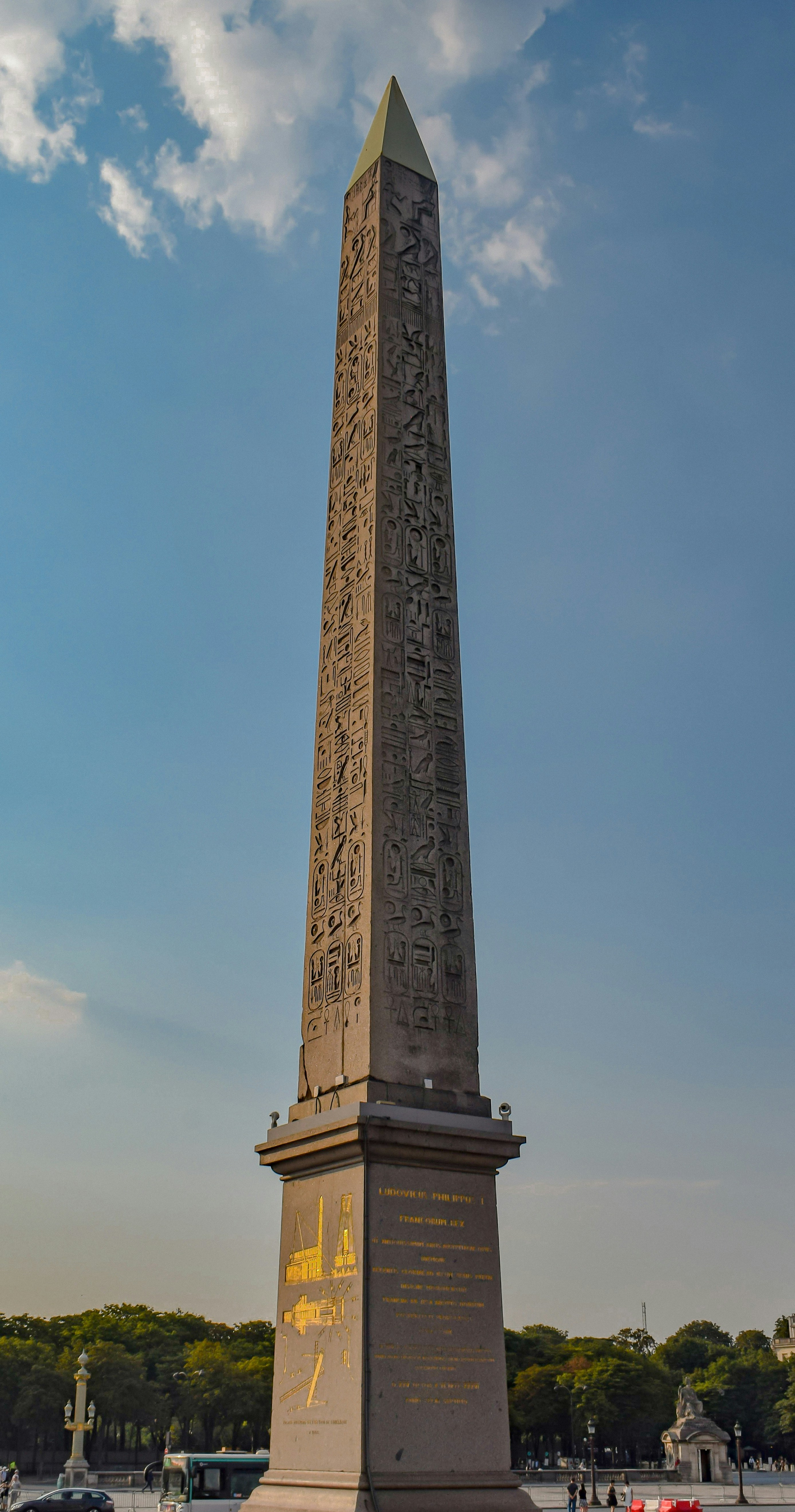 A tall tower with a pointed top photo – Free Luxor obelisk Image on ...
