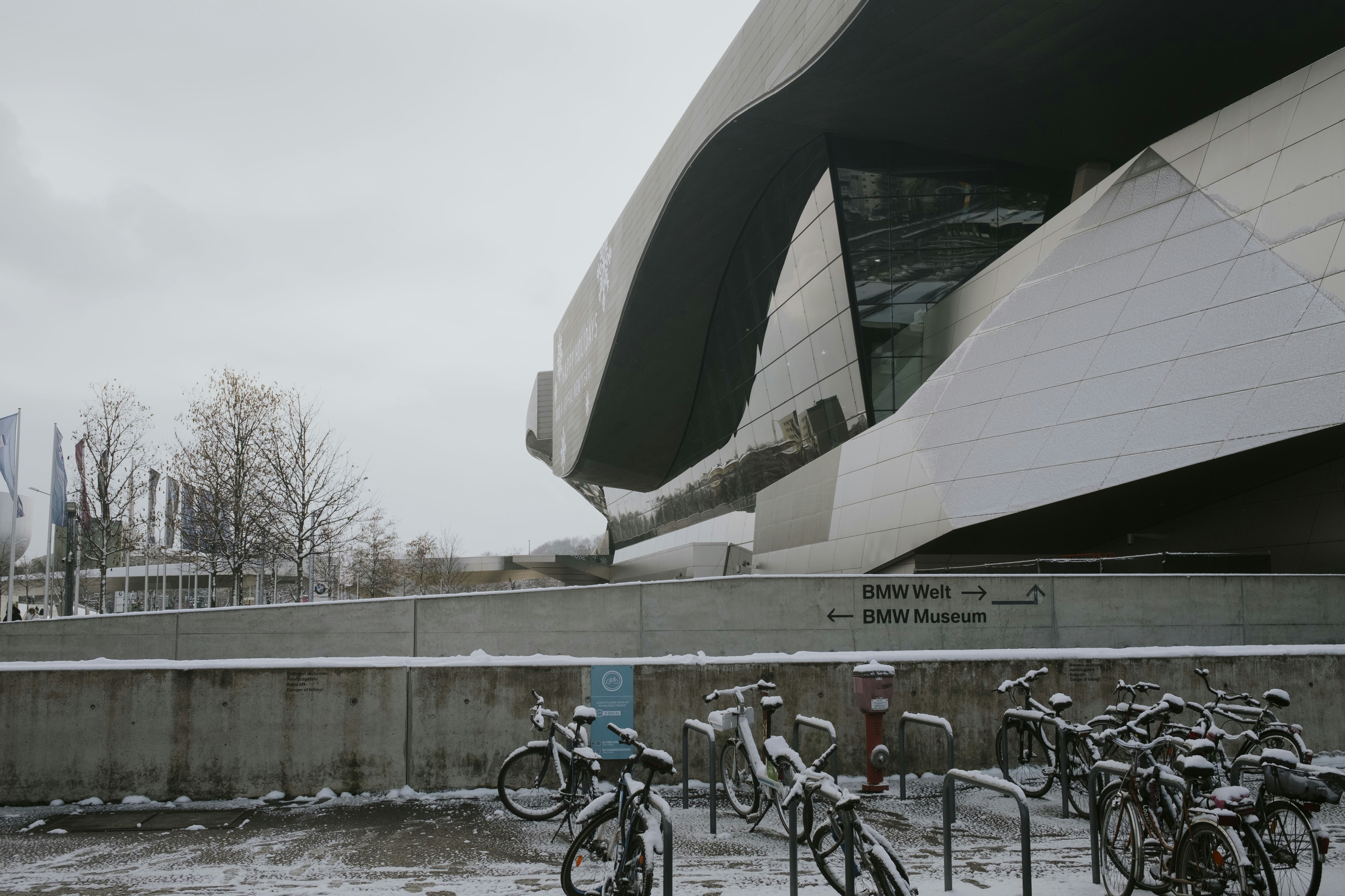 Museum Wing and Bicycles: Modern Architecture meets Urban Quiet