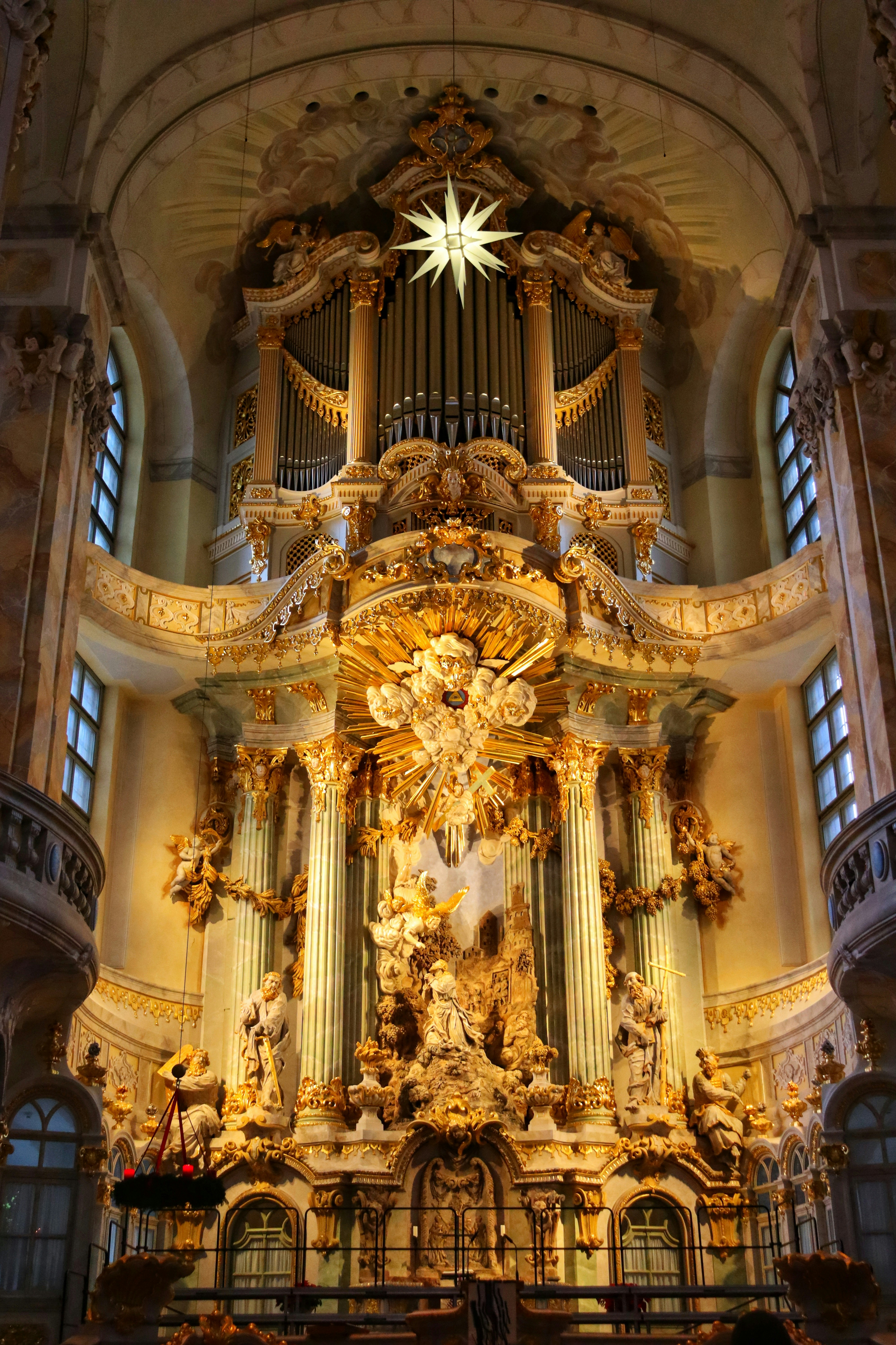 A large ornate organ with a star above it photo – Free Altar Image on ...