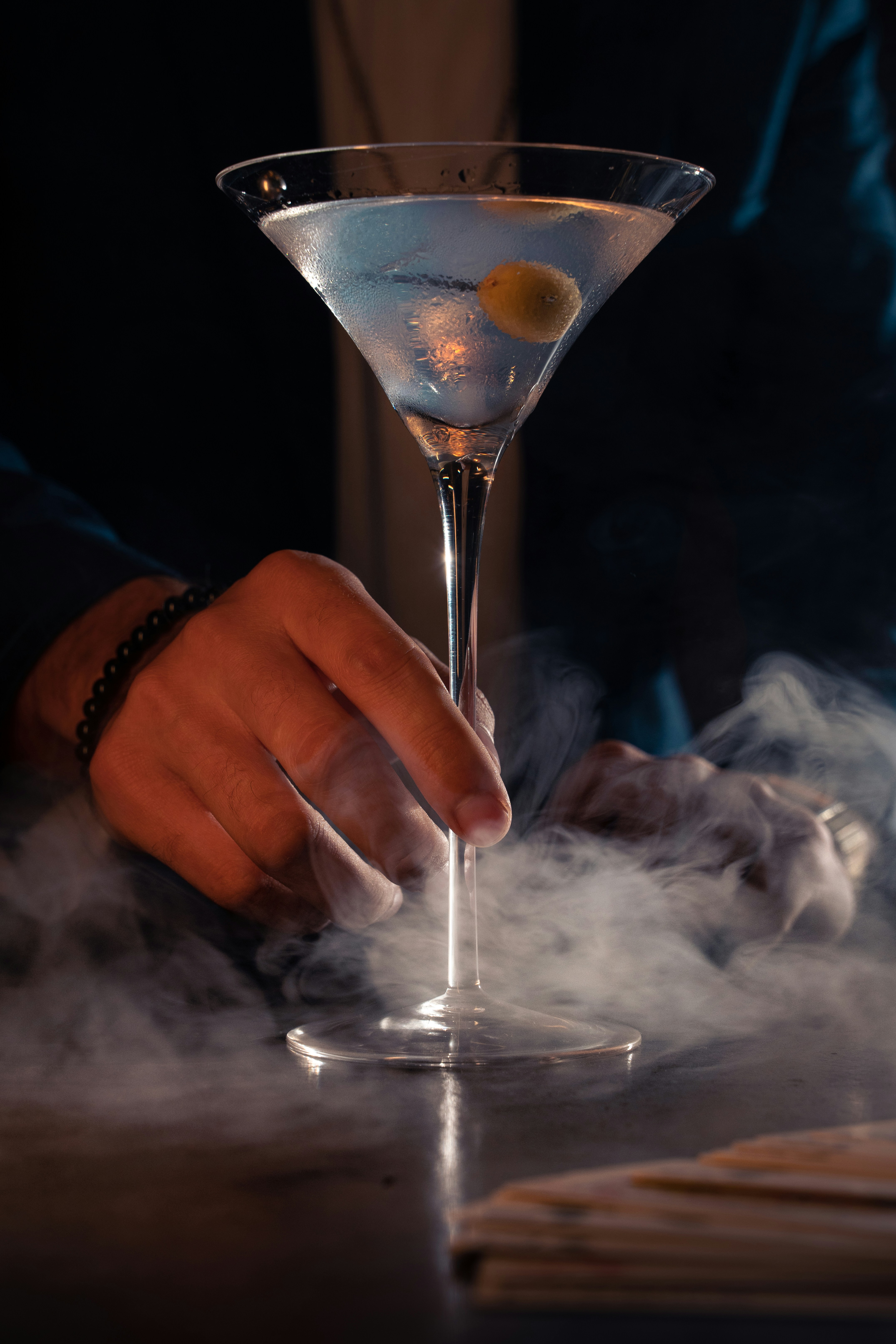 Olive in the Mist: A Smoky Martini Under Velvet Bar Lights