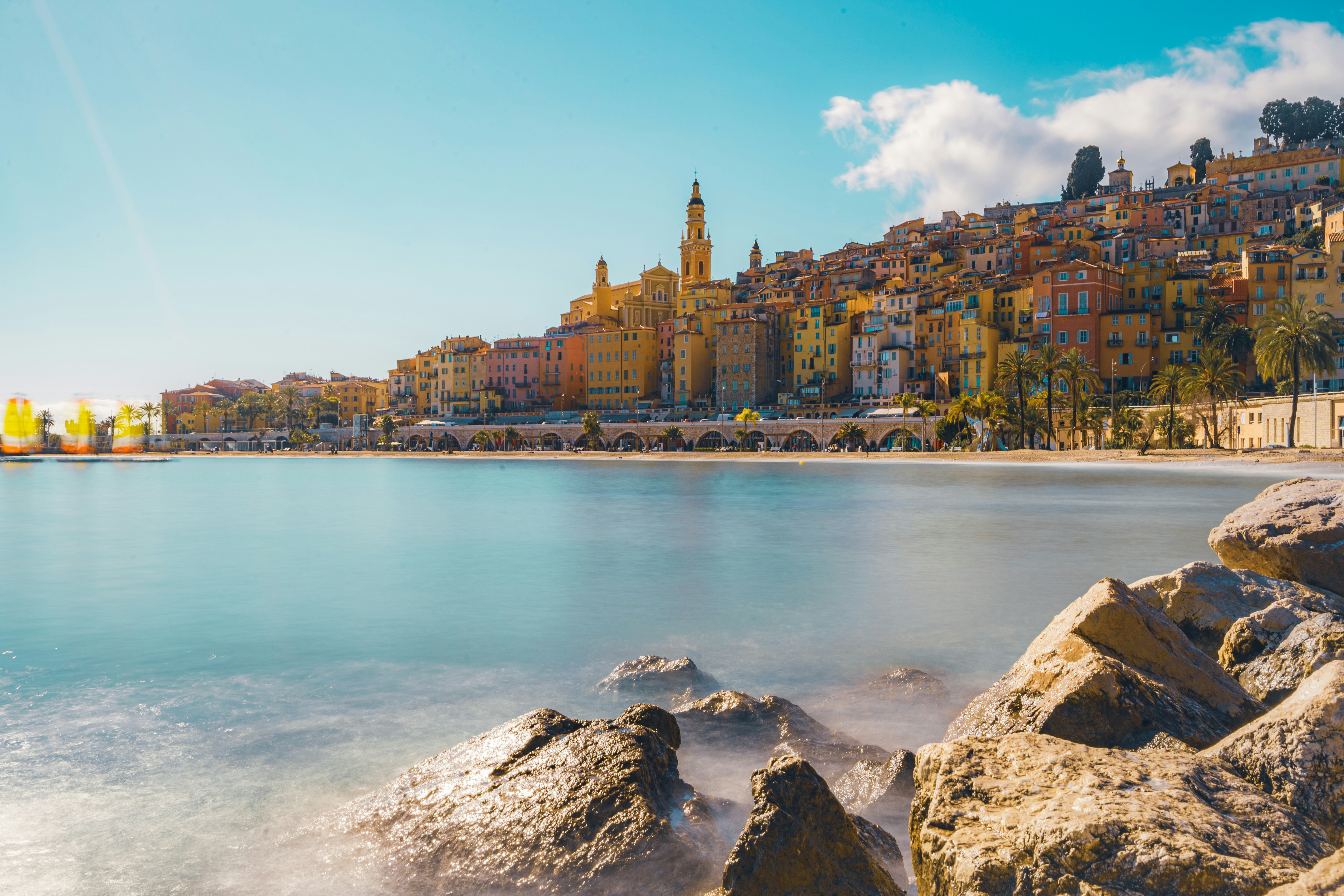 Seaside Serenity in Vibrant Hues