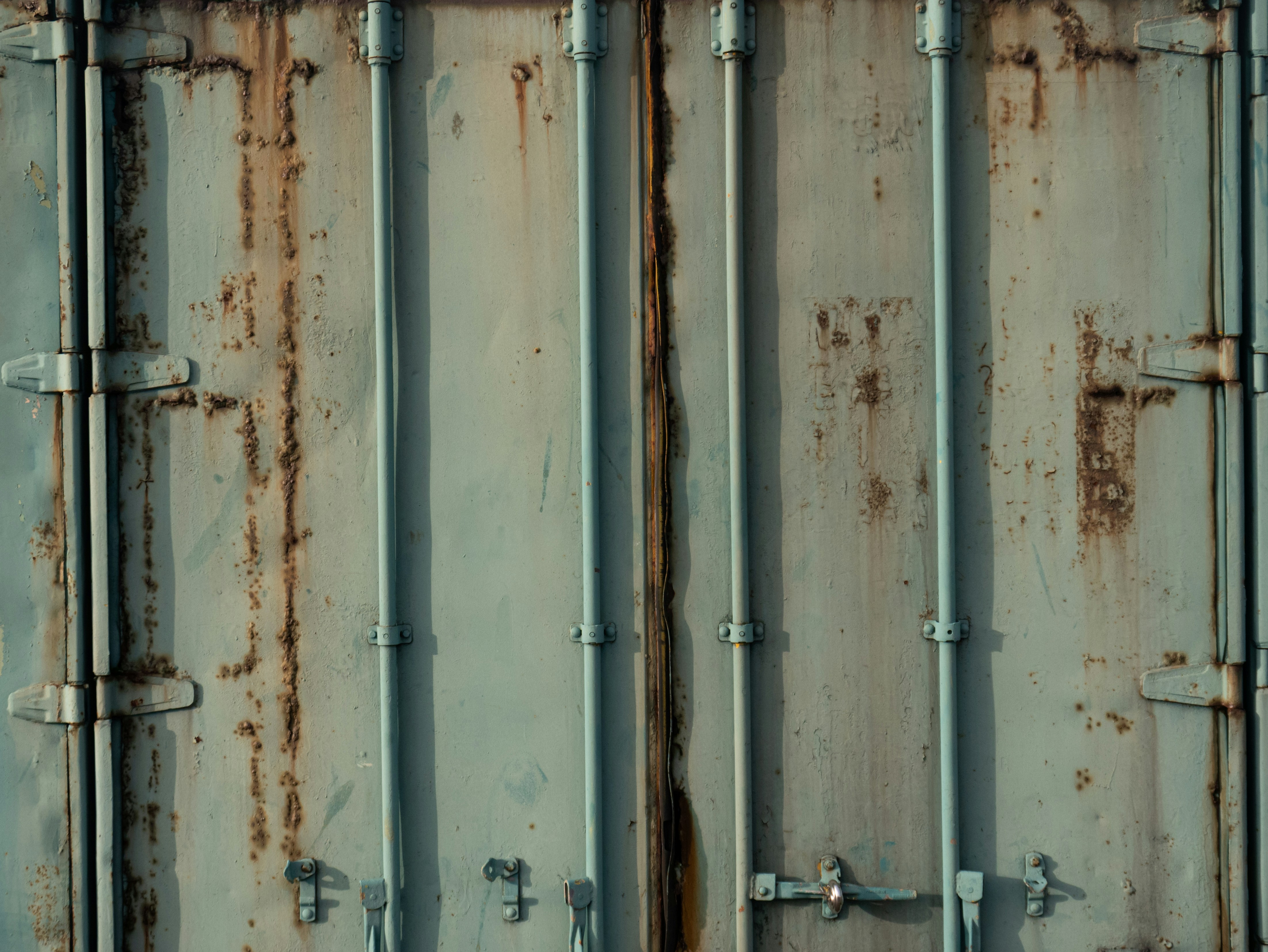 How to Prevent Rust in Secondhand Shipping Containers for Sale ...