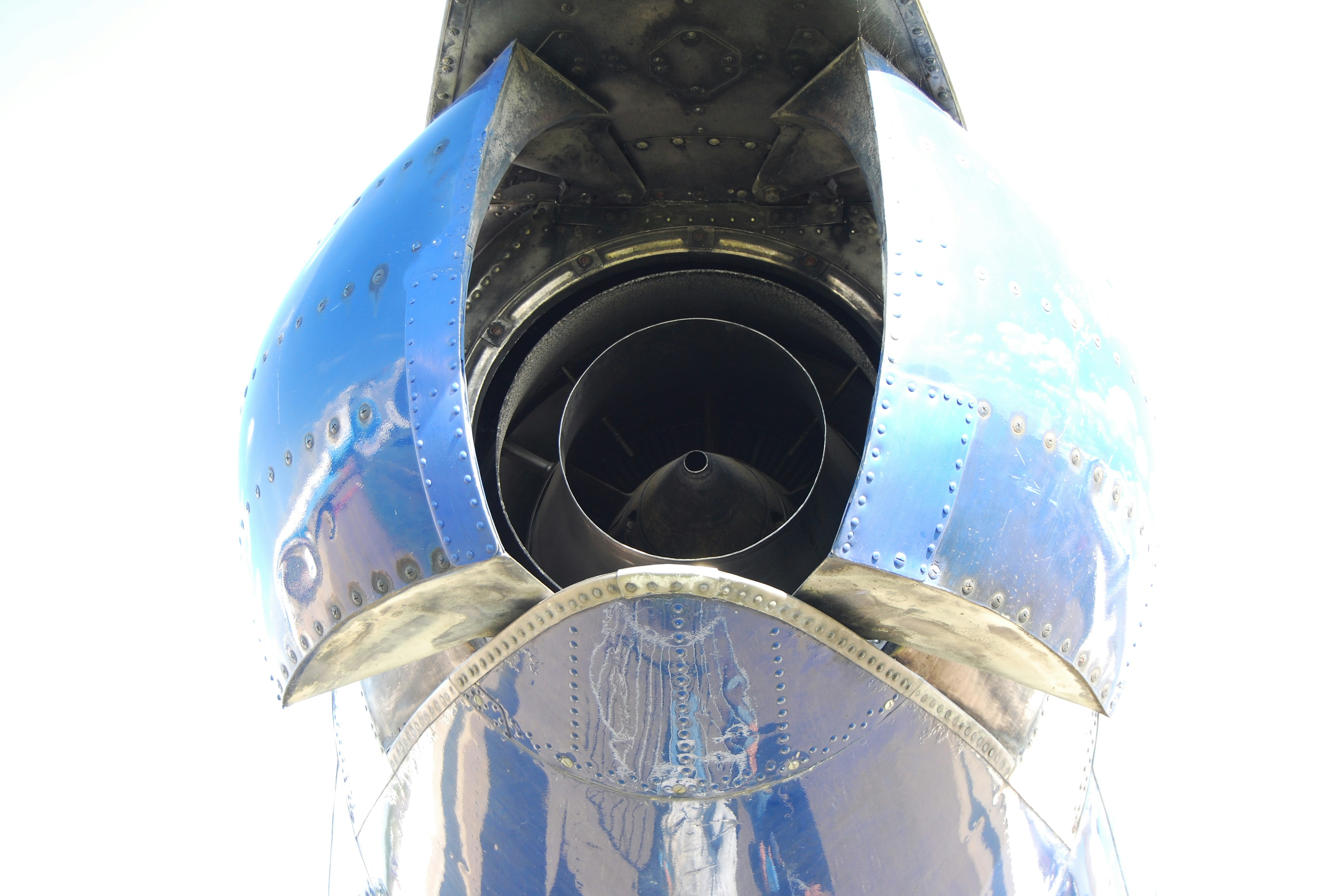 A close up of a jet engine on a plane photo – Free Aircraft tail Image ...