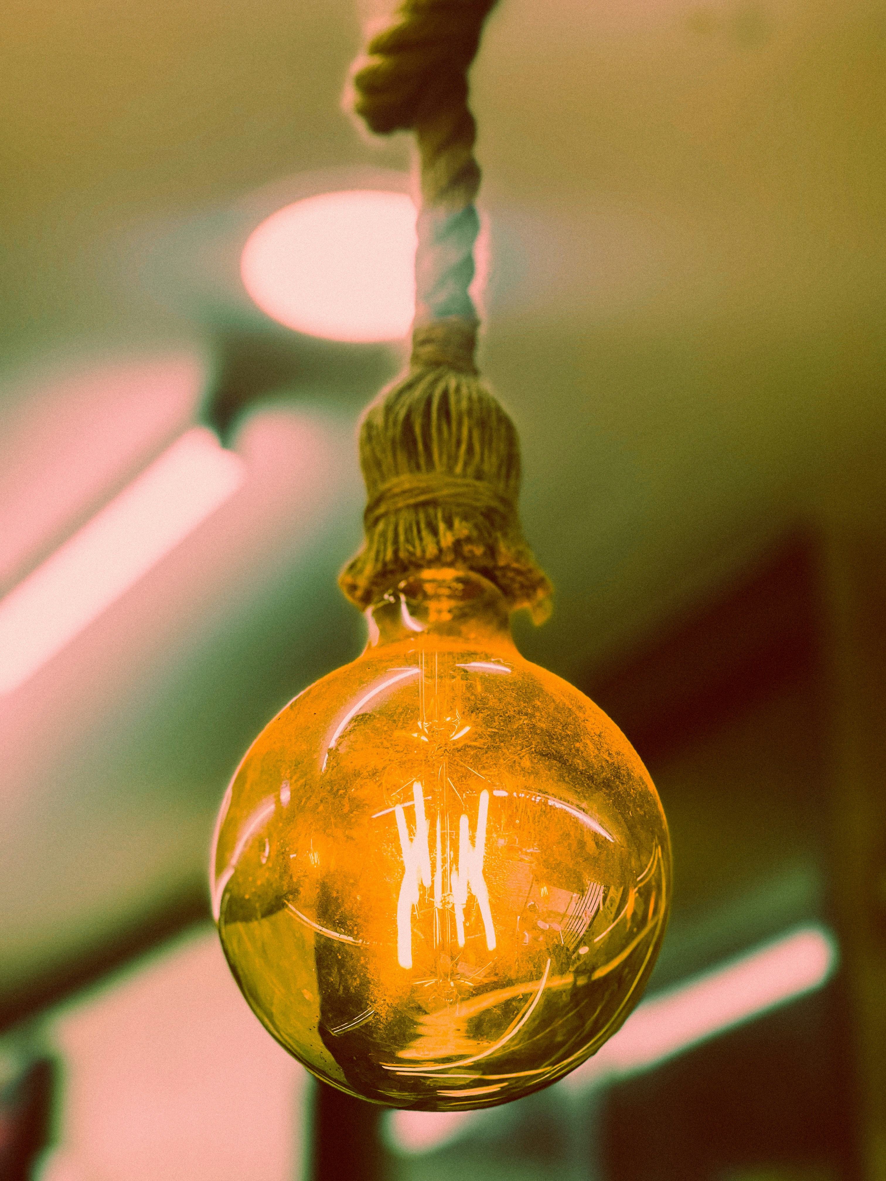 Amber Edison Bulb: Frayed Rope and a Quiet Glow