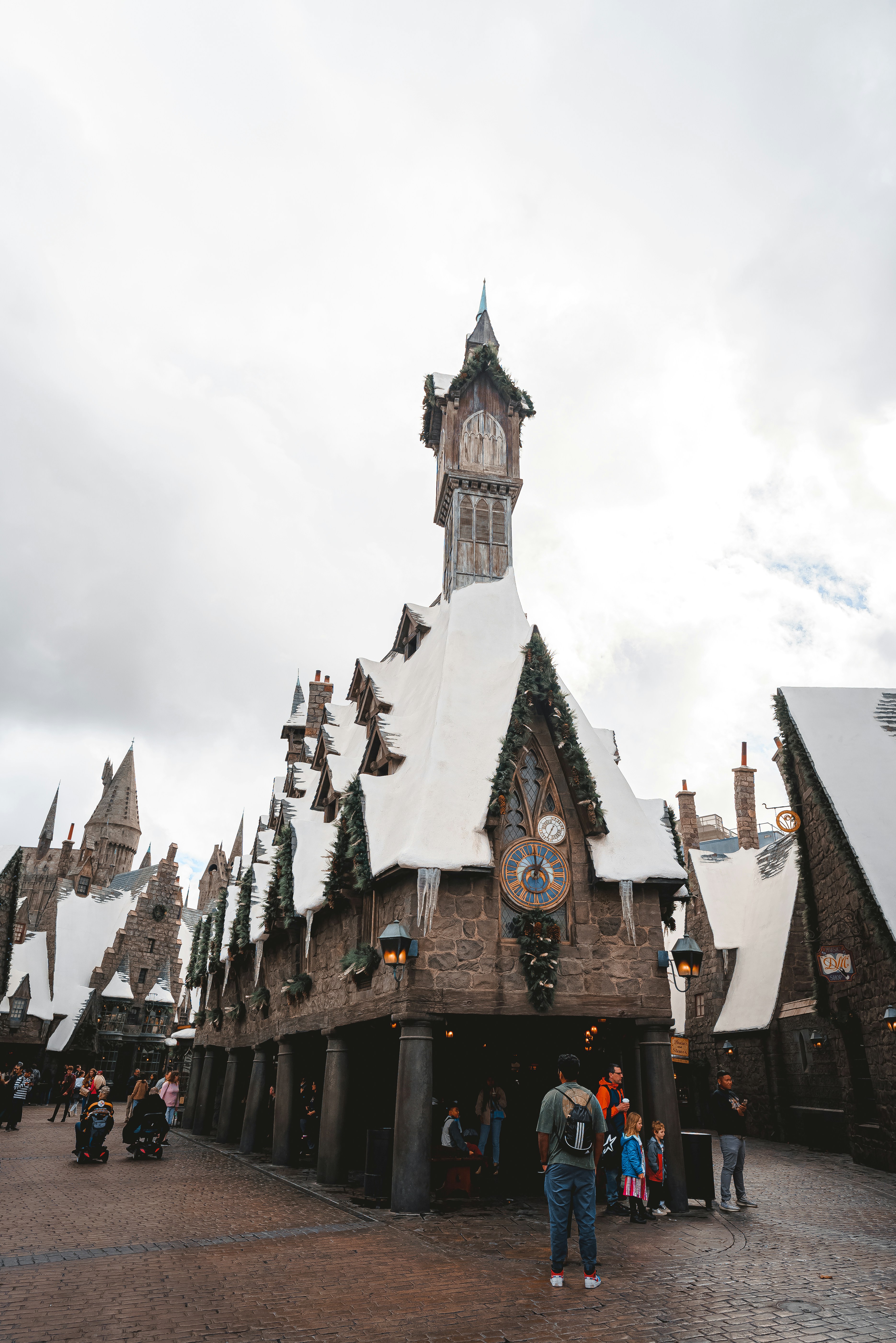 Hogsmeade Pictures | Download Free Images on Unsplash