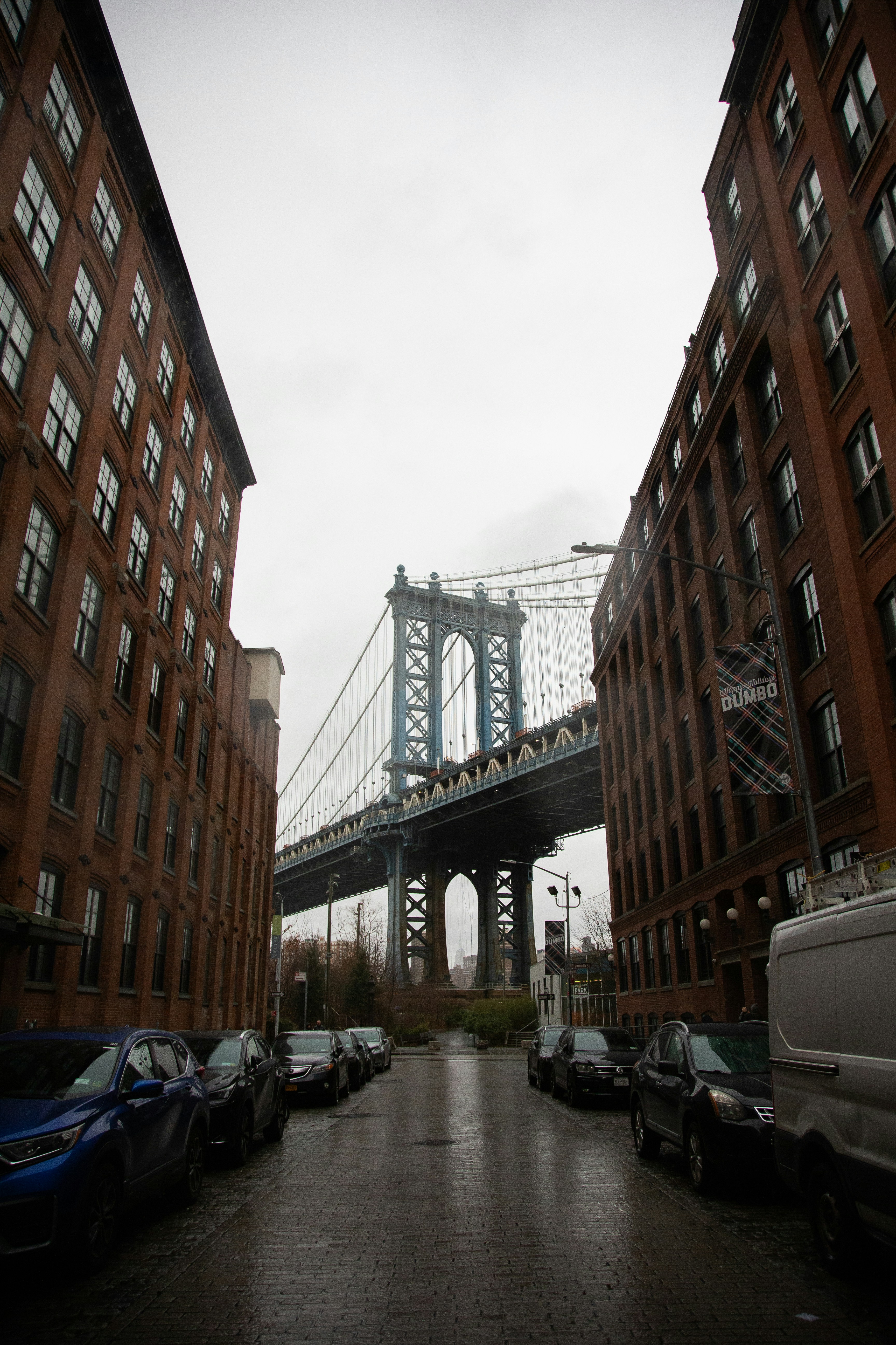 A view of a bridge over a city street photo – Free Bridge Image on Unsplash