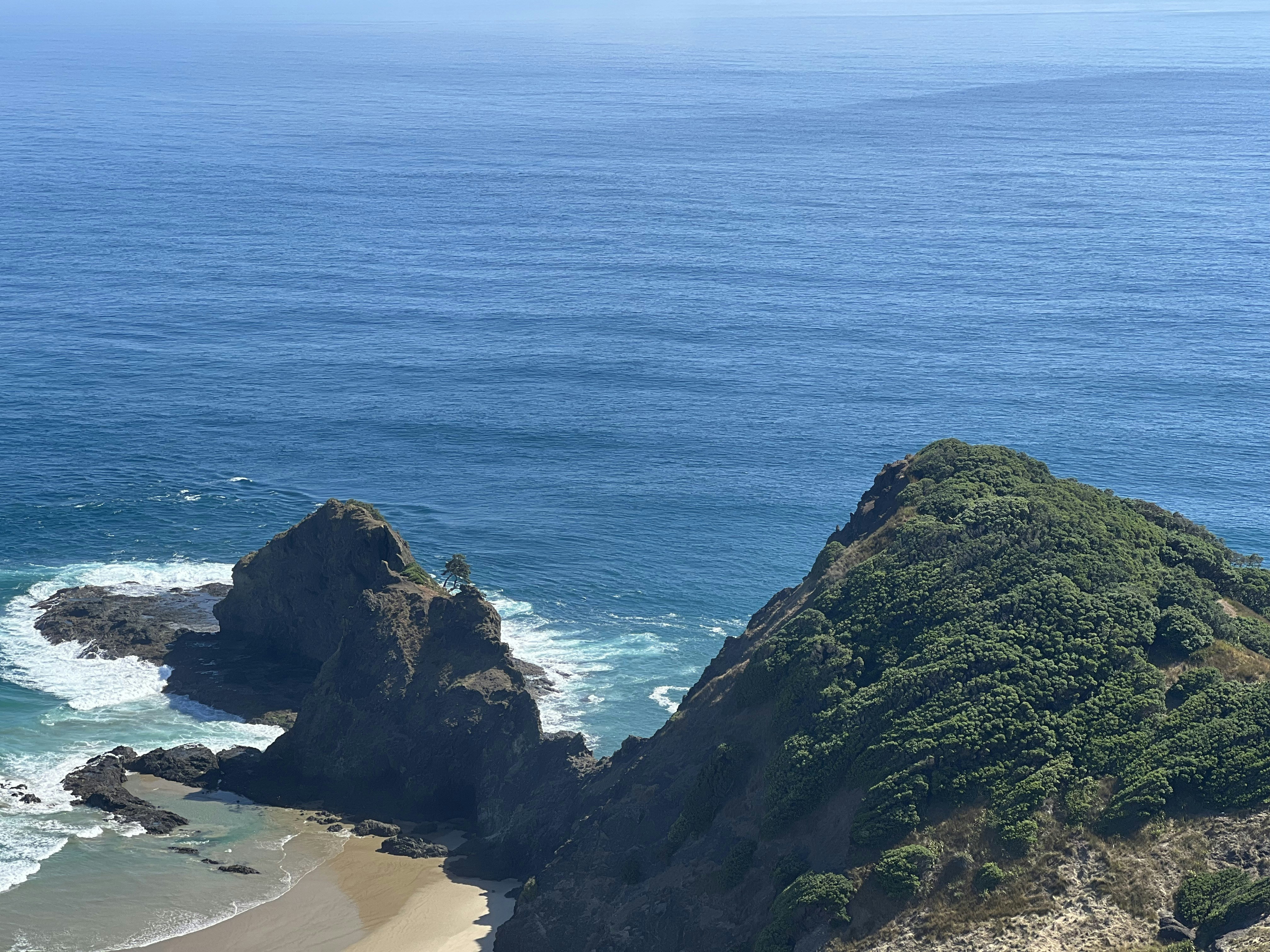 A view of the ocean from a high point of view photo – Free Nature Image ...