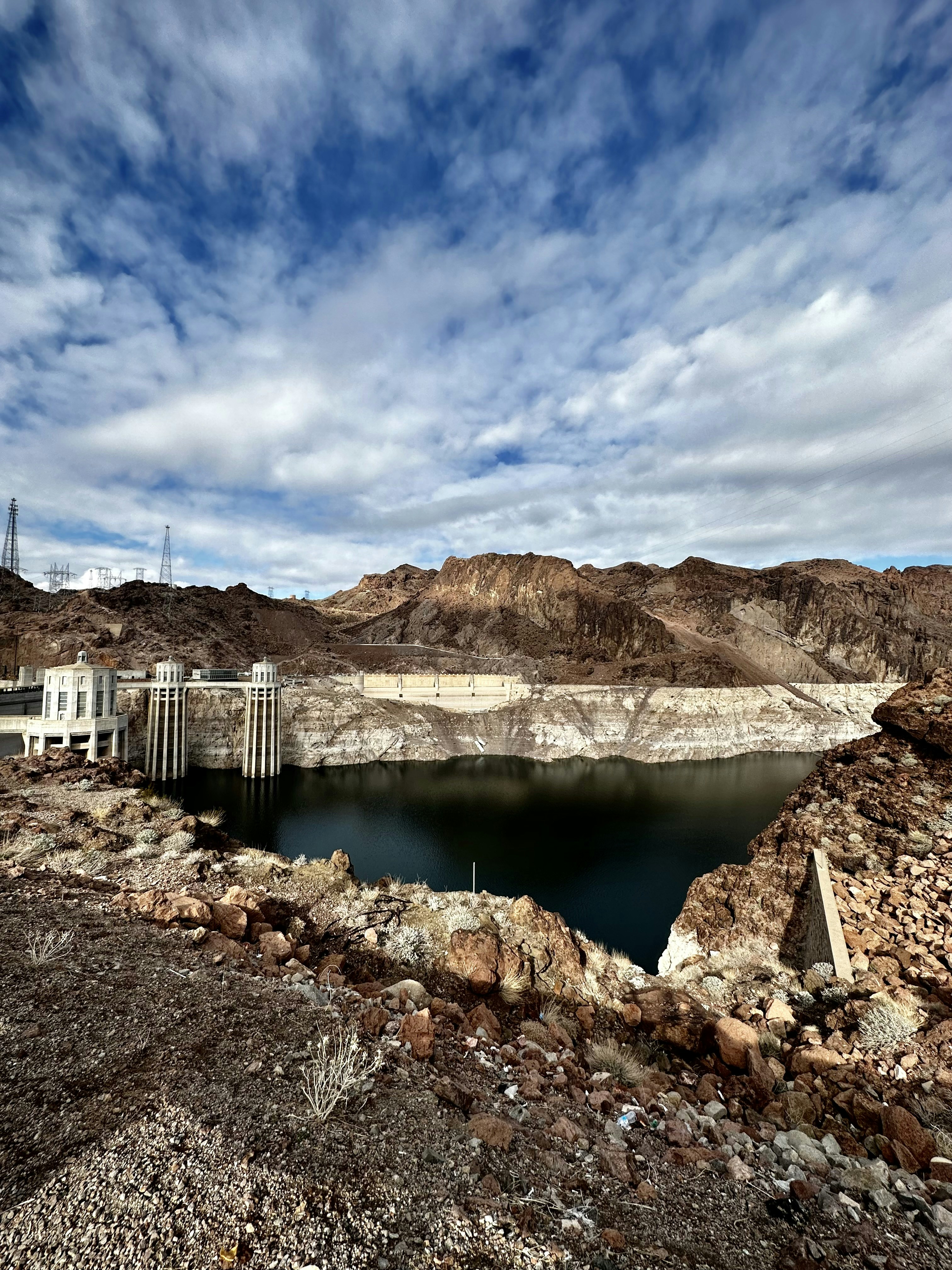 Rugged Desert Reservoir: Rock, Water, and Sky