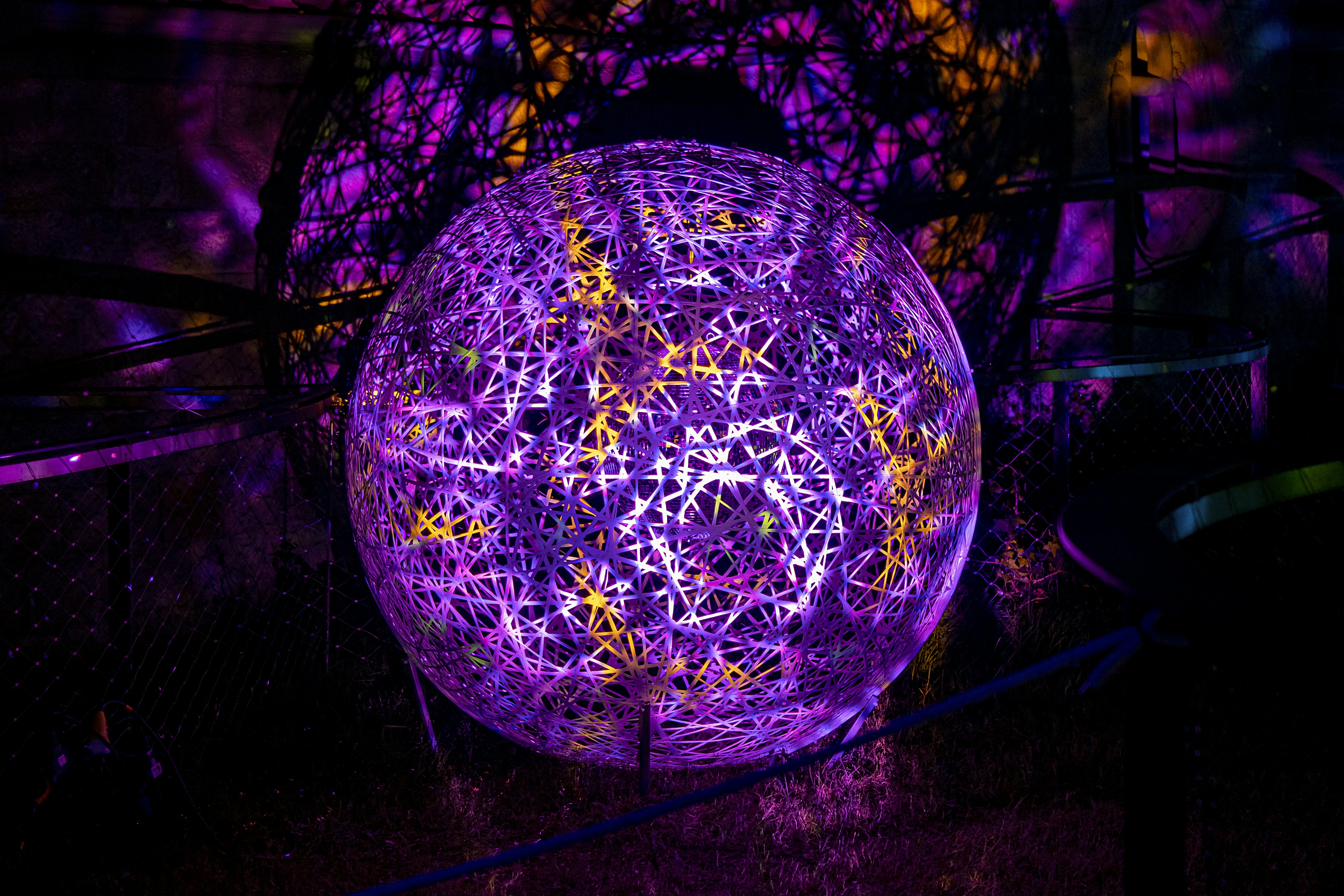 Glowing Geometric Orb: A Neon lattice of Light