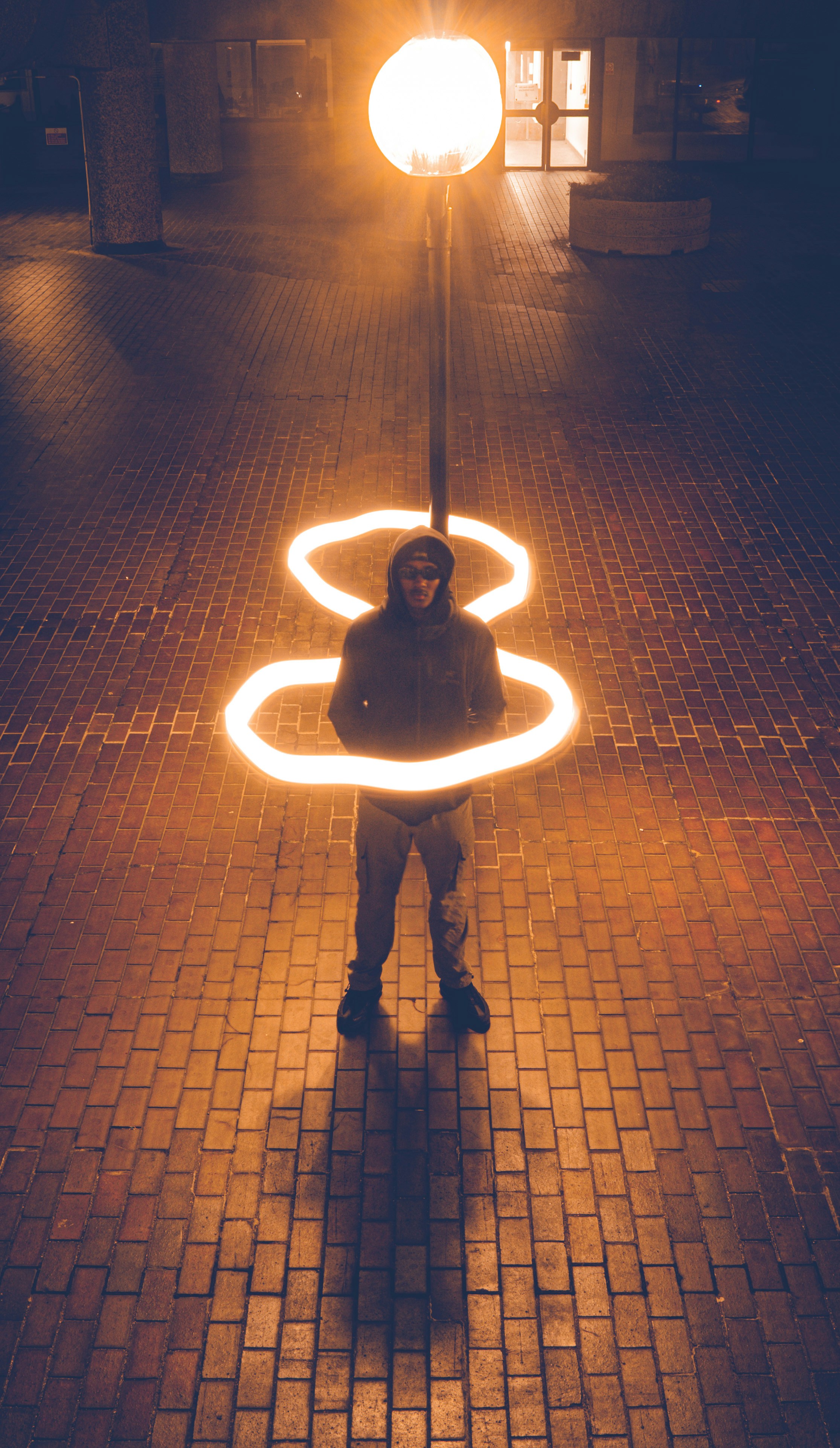 Halo of Light: A Runner Between Rings