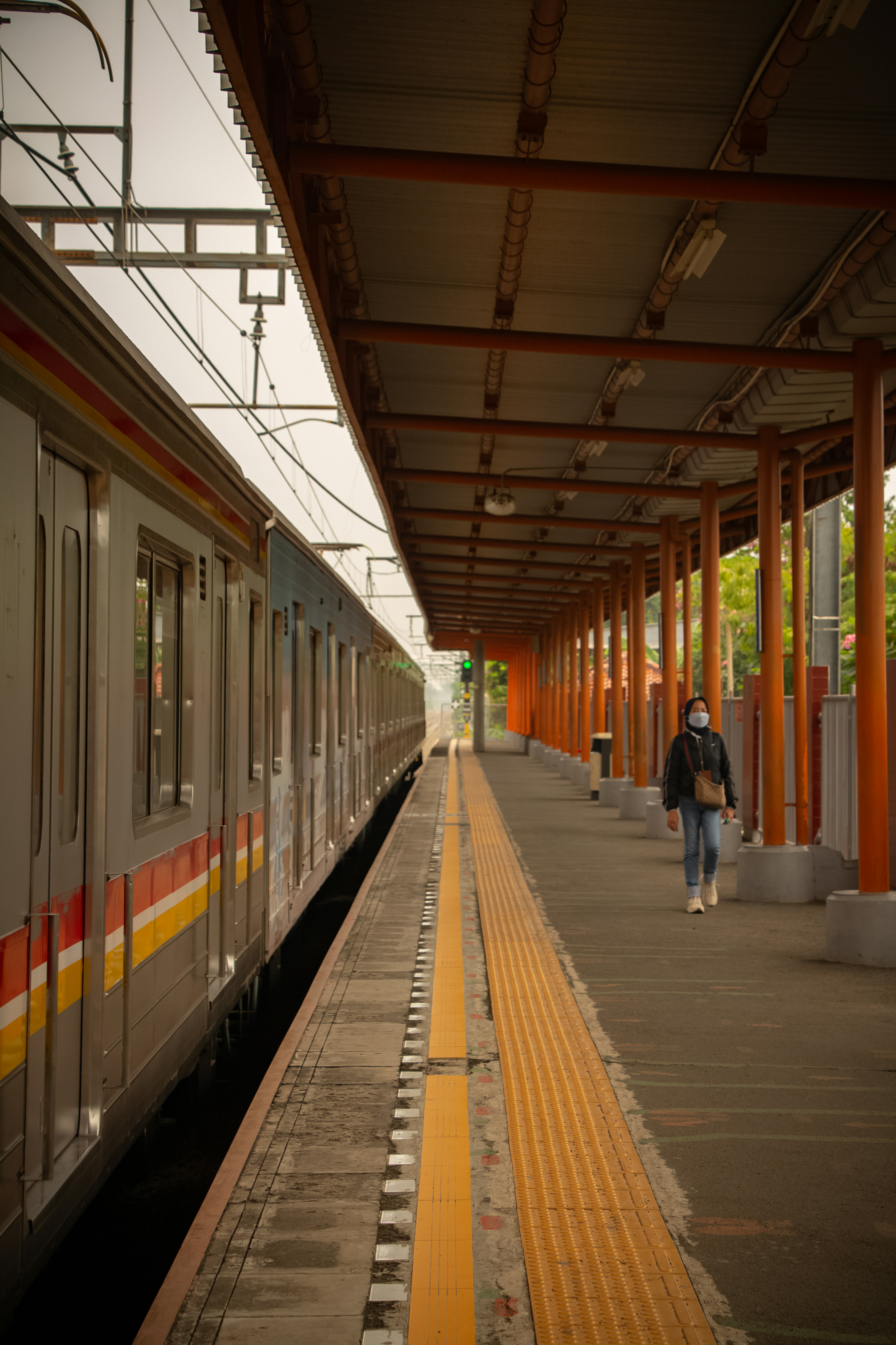 Commuter Line Pictures | Download Free Images on Unsplash