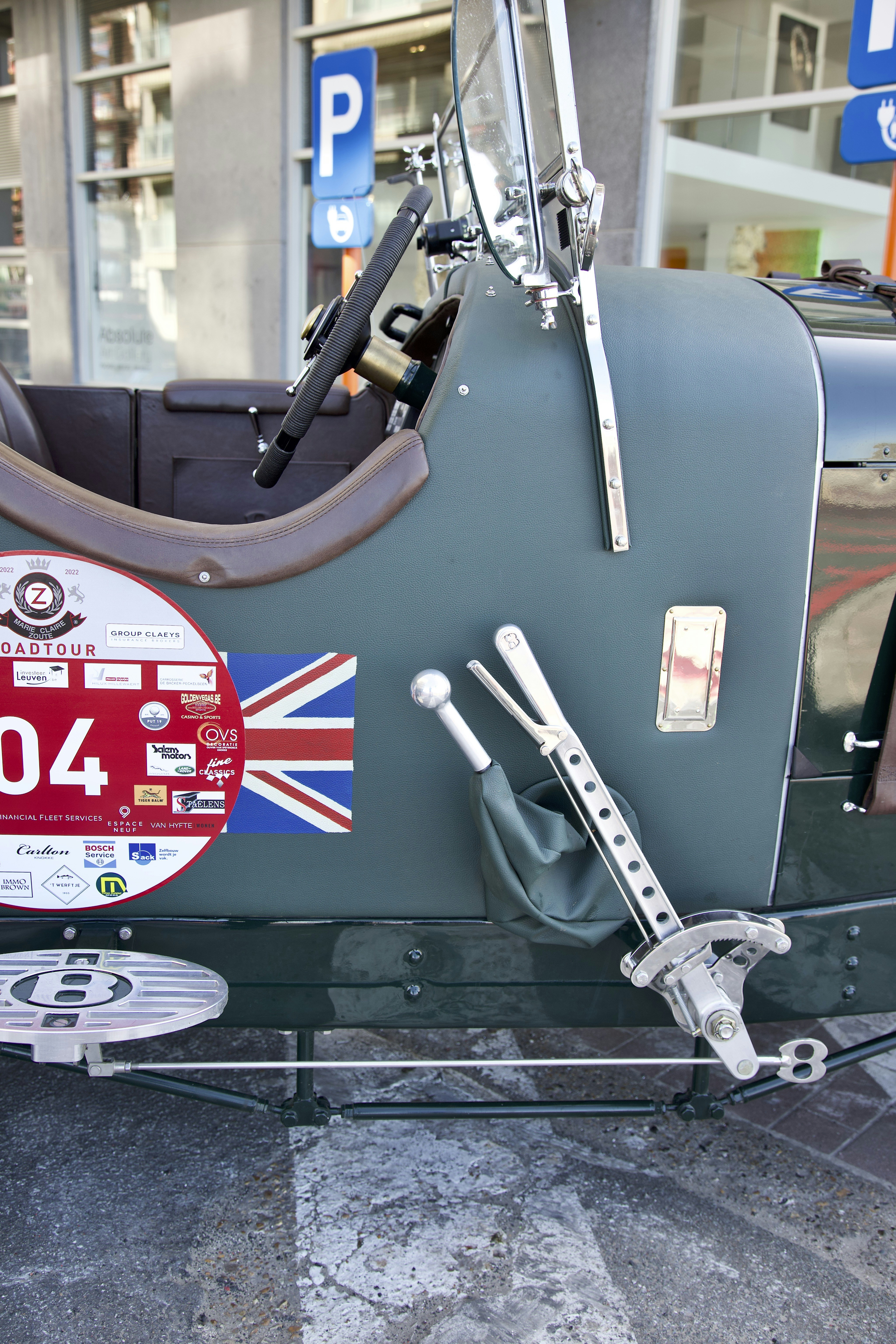 A car with a british flag on the side of it photo – Free Knokke-heist ...
