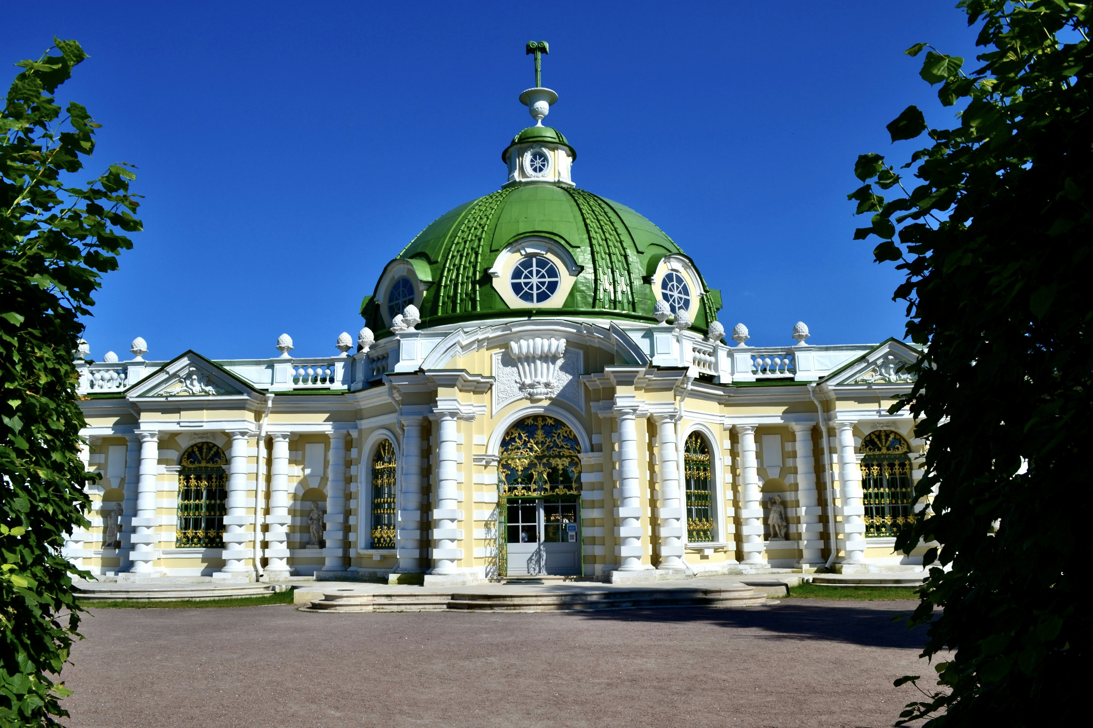 A large building with a green dome on top of it photo – Free Park Image ...
