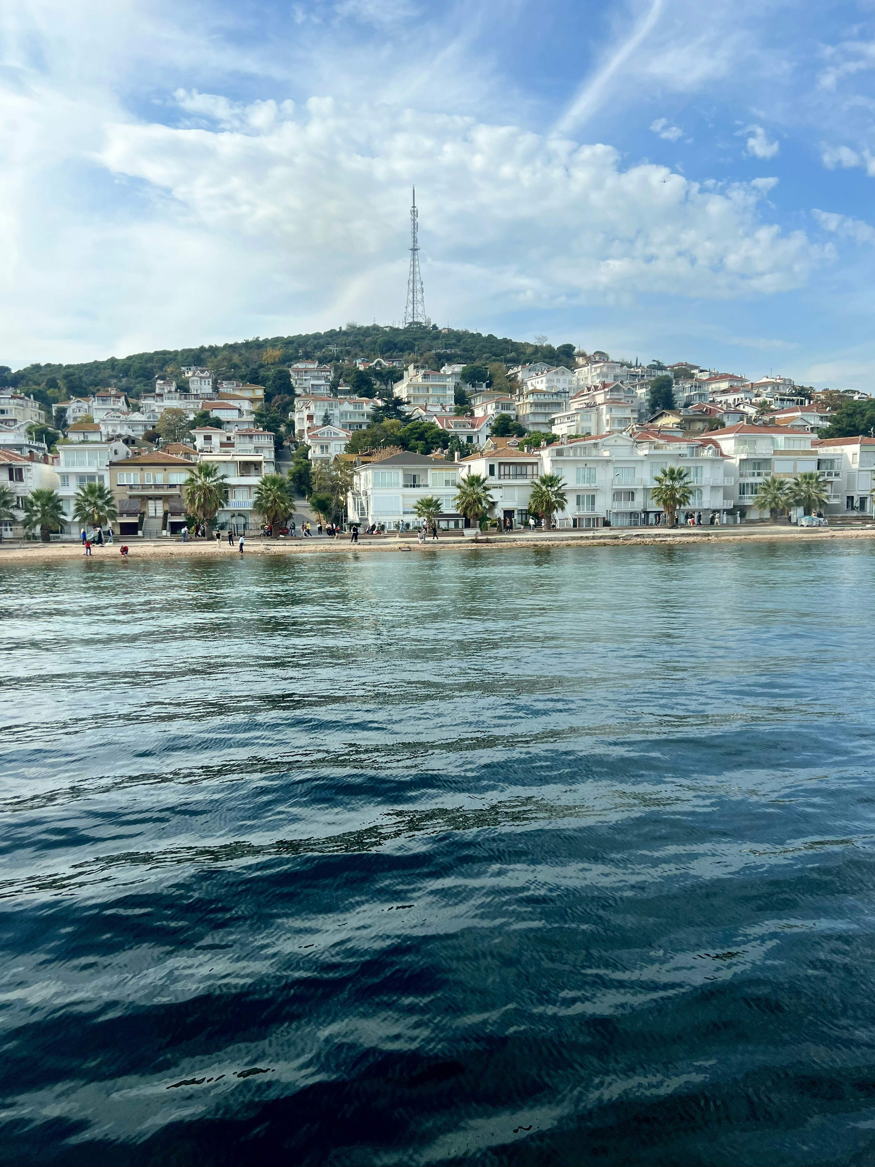 Photo by Esten Erbol with Apple iPhone 13 Pro Max