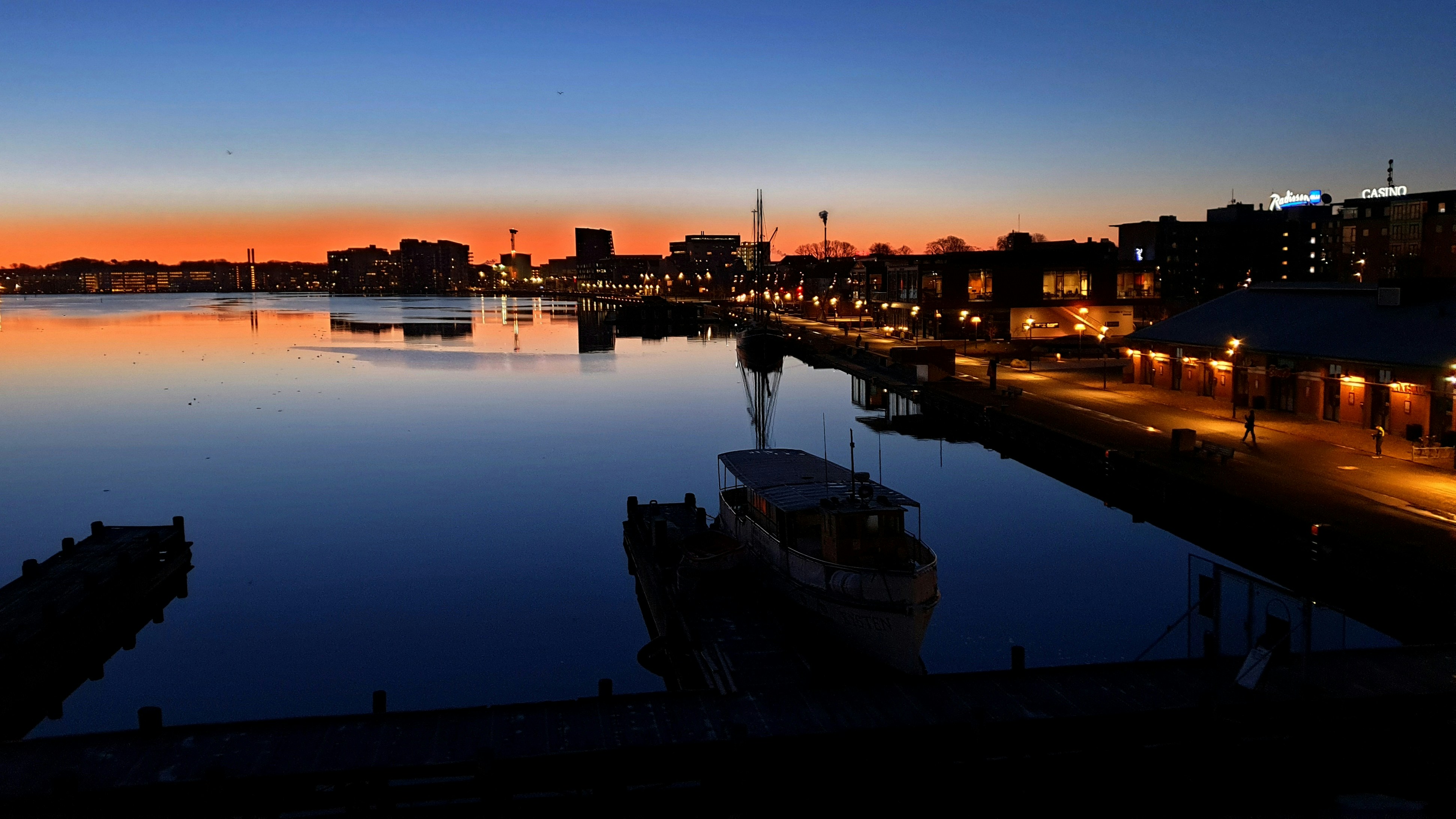 Peter Fly (@peter_fly) | Komunitas Foto Unsplash