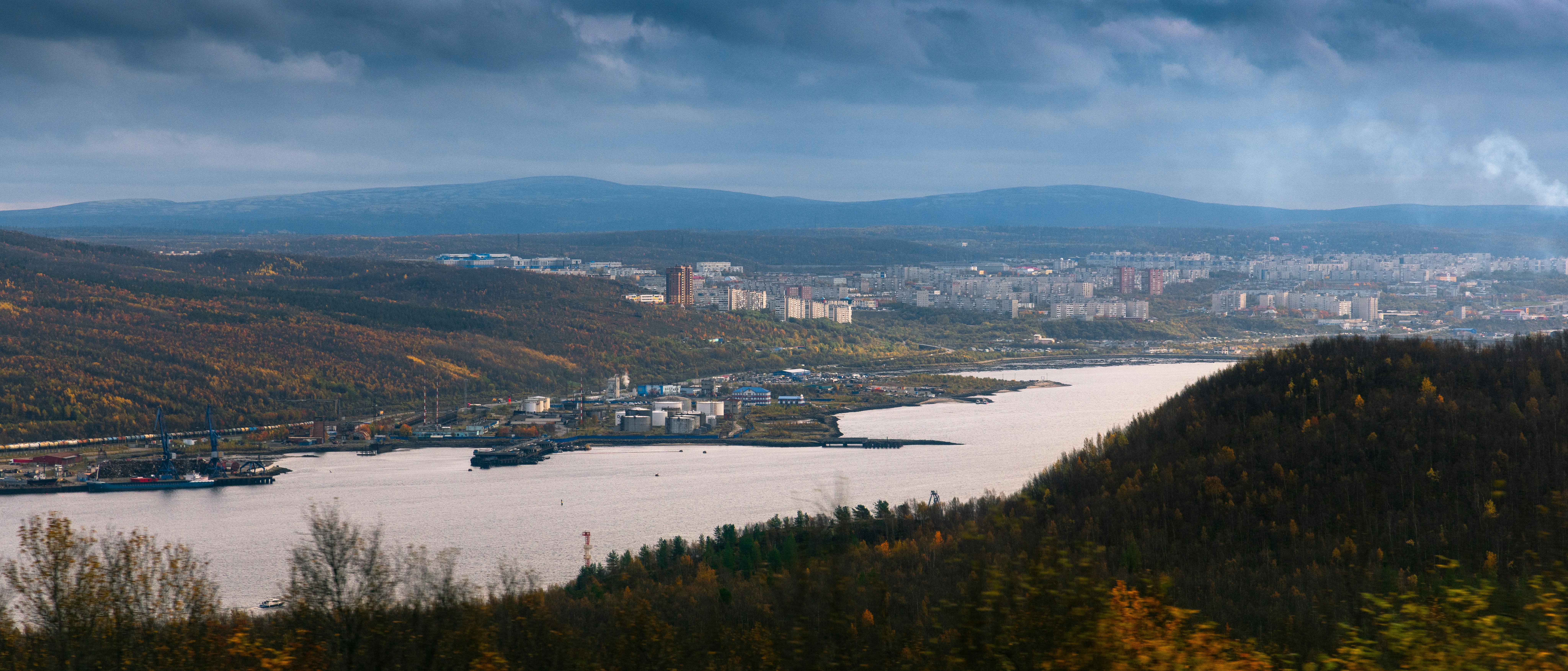 Overcast Serenity Above the Riverbend
