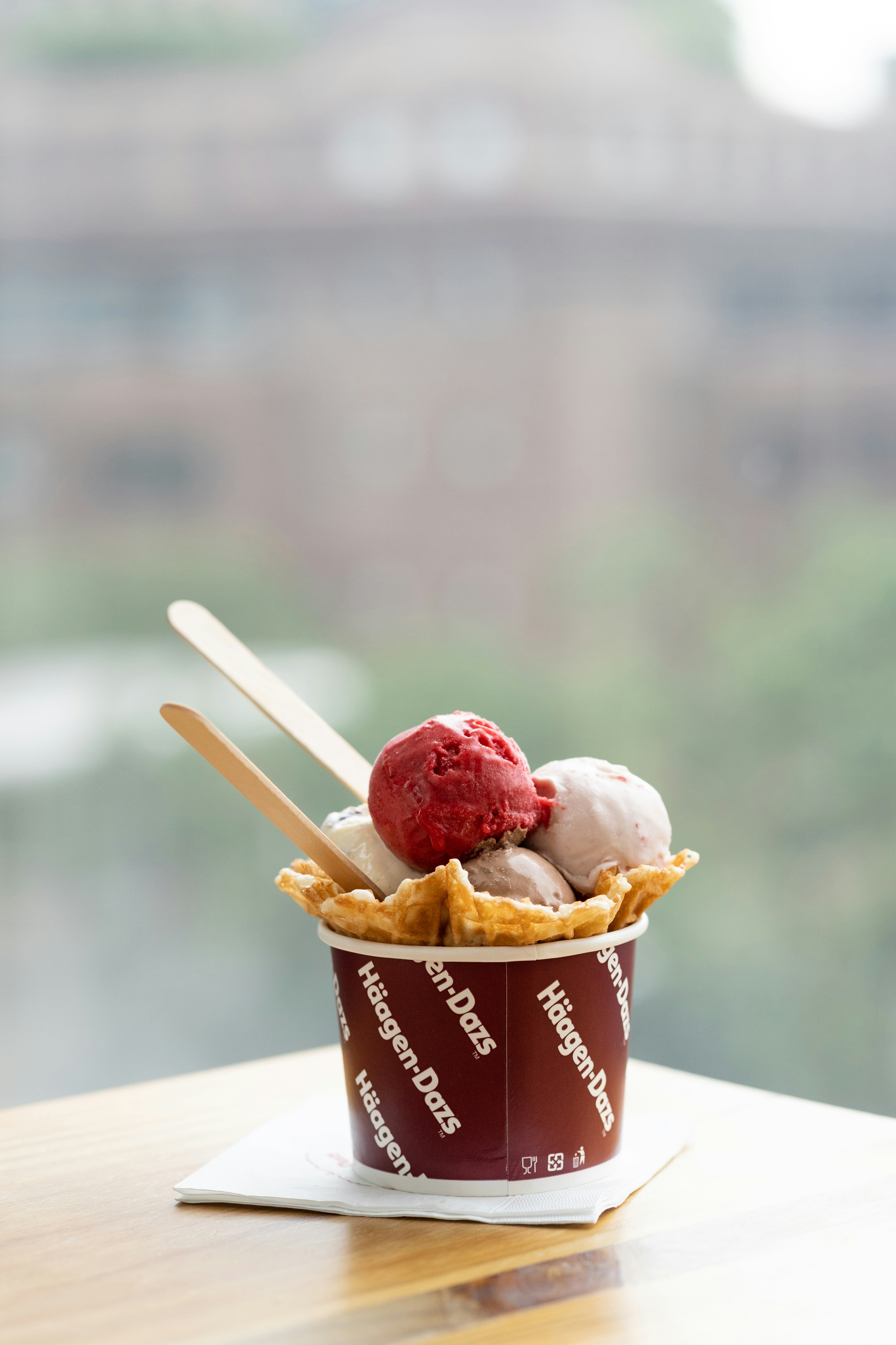 A cup of ice cream with two scoops of ice cream photo – Free Food and ...