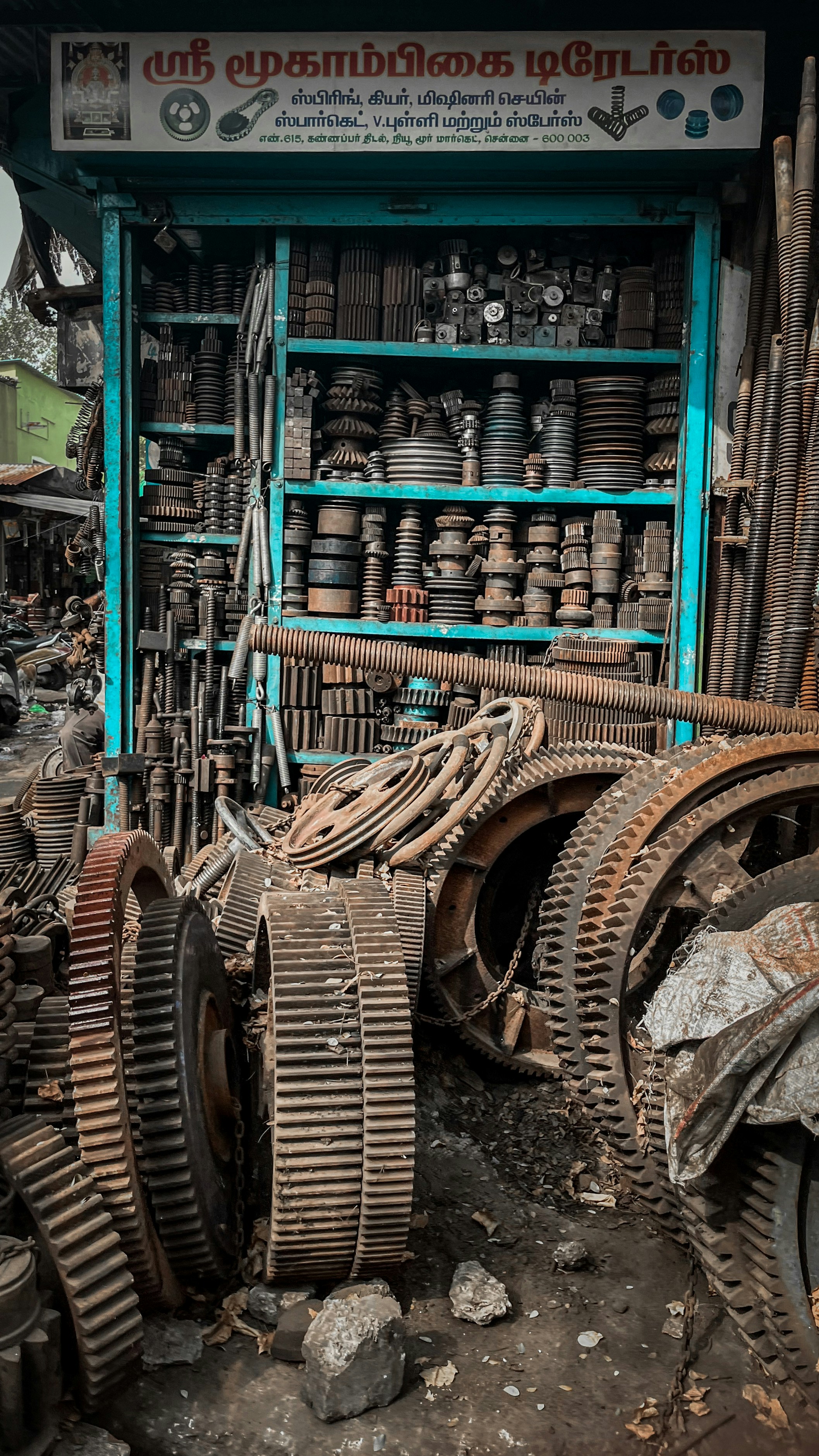 Rusty workshop | a bunch of old machinery that is sitting in the dirt