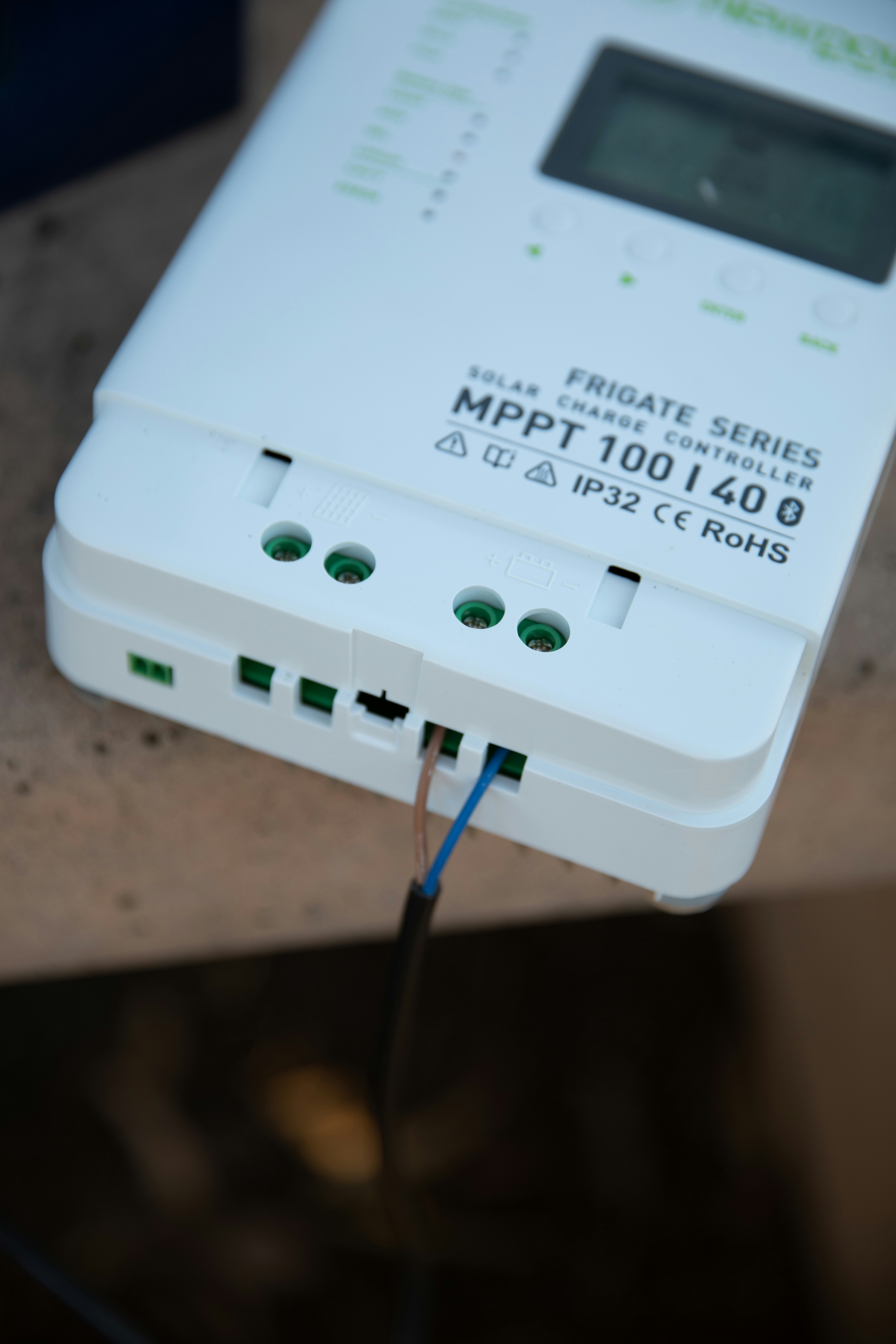 A close up of an electronic device on a table photo – Free Electronics ...