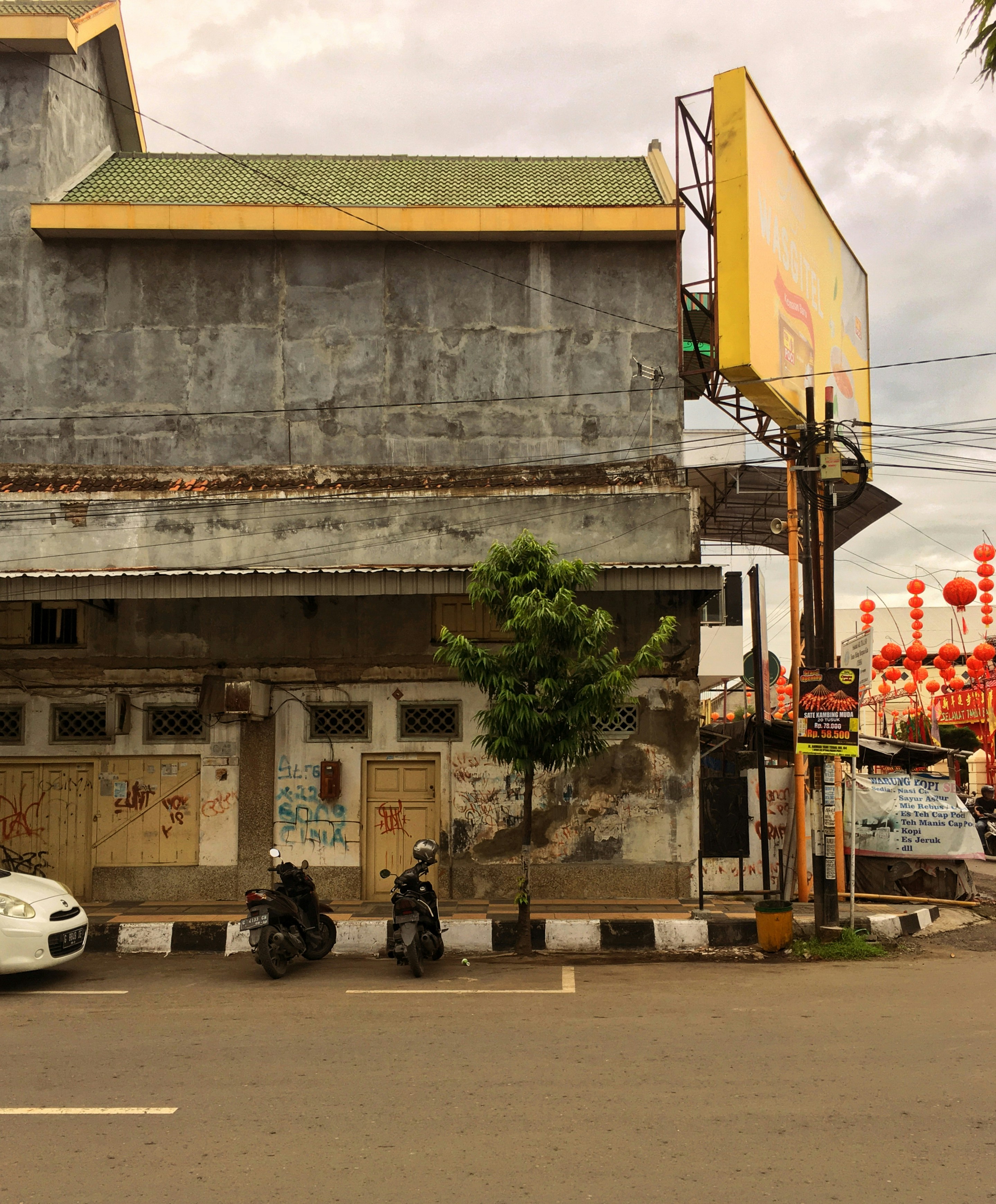 Urban Corner with Lanterns and Textures