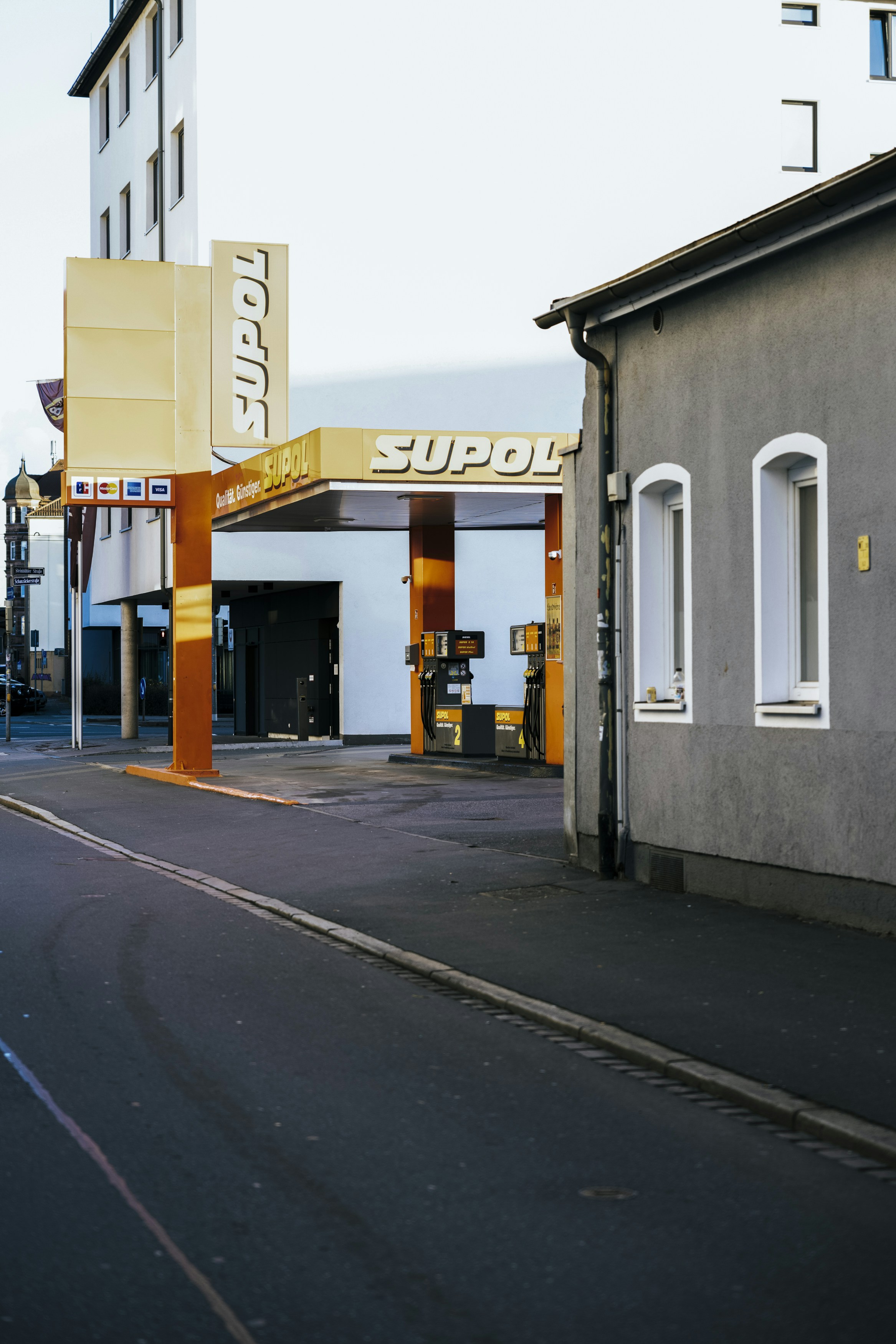 Photo by Markus Spiske with Canon EOS R5