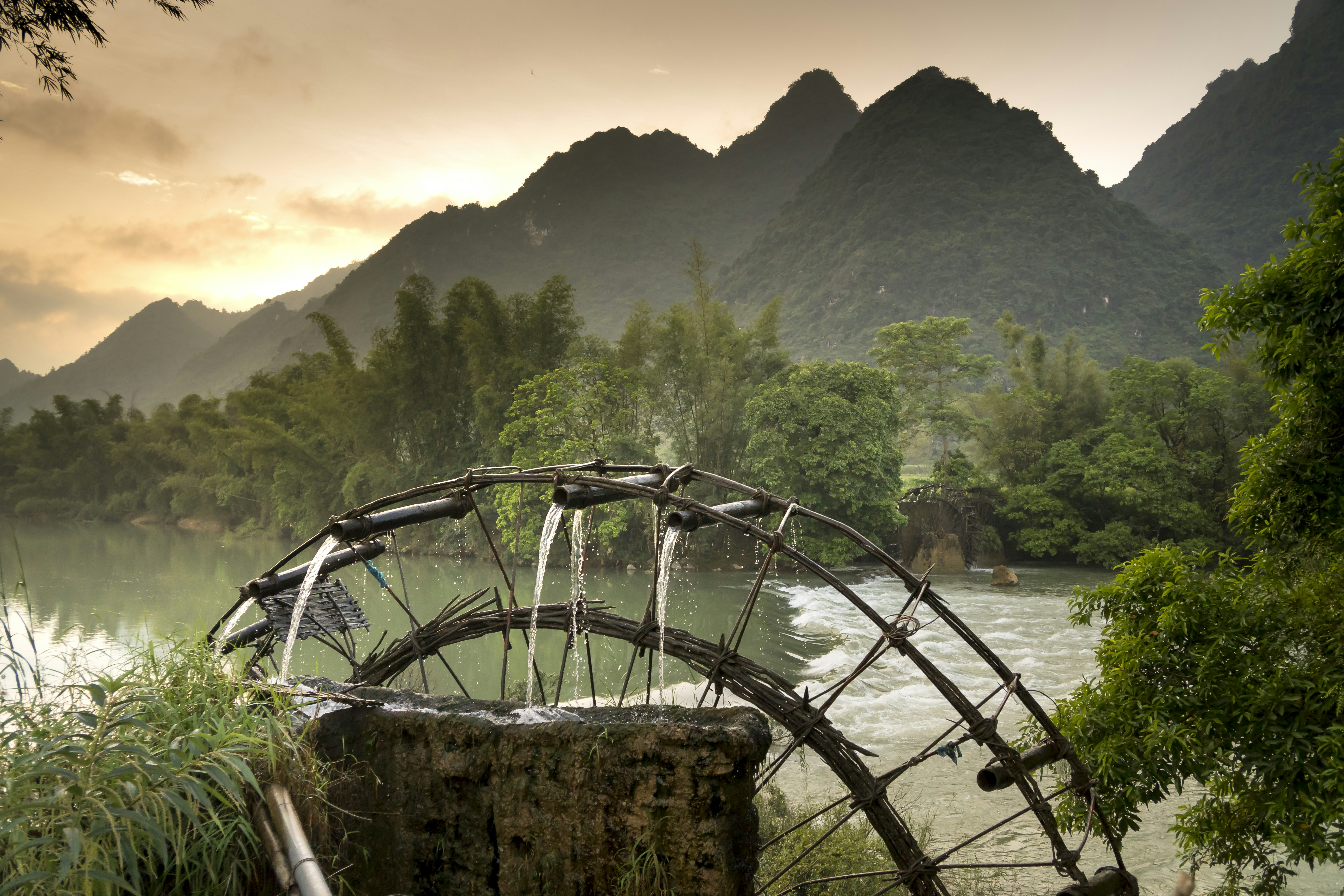 Harmony of Tradition and Terrain: Cao Bang's Water Wheel