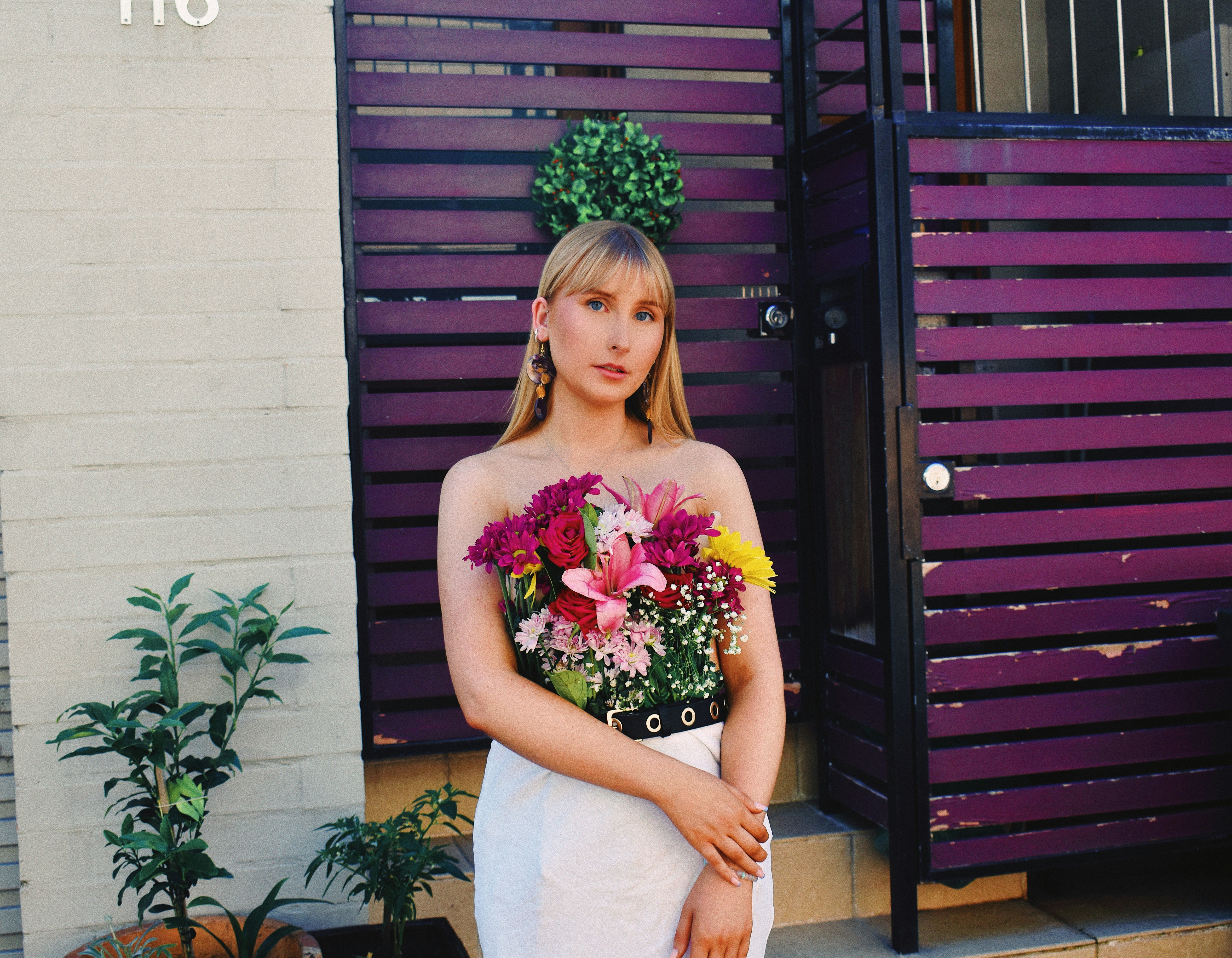 Floral Spotlight: Bride and the Violet Slatted Backdrop