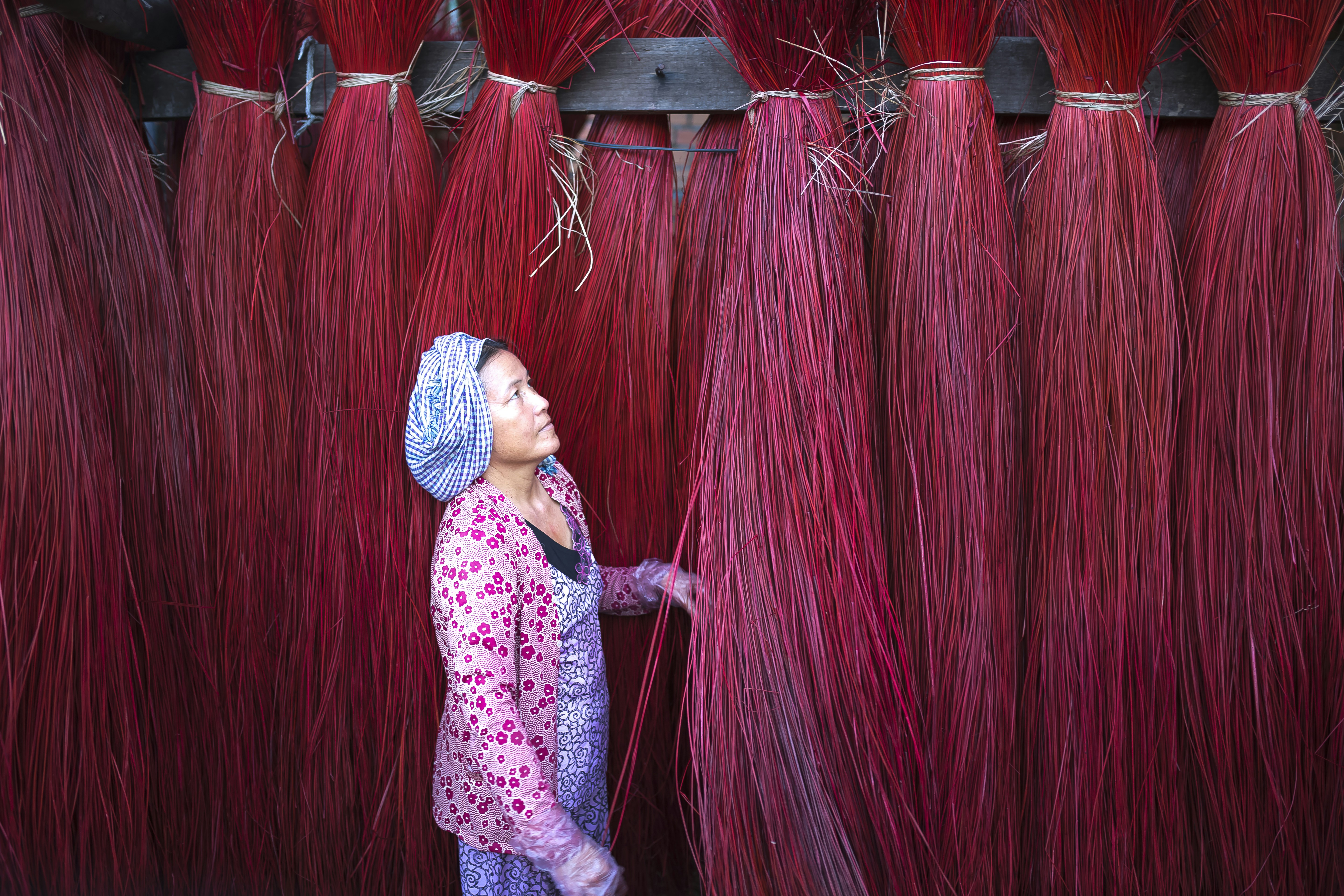 Silken Threads: A Woman Among Crimson Weaves