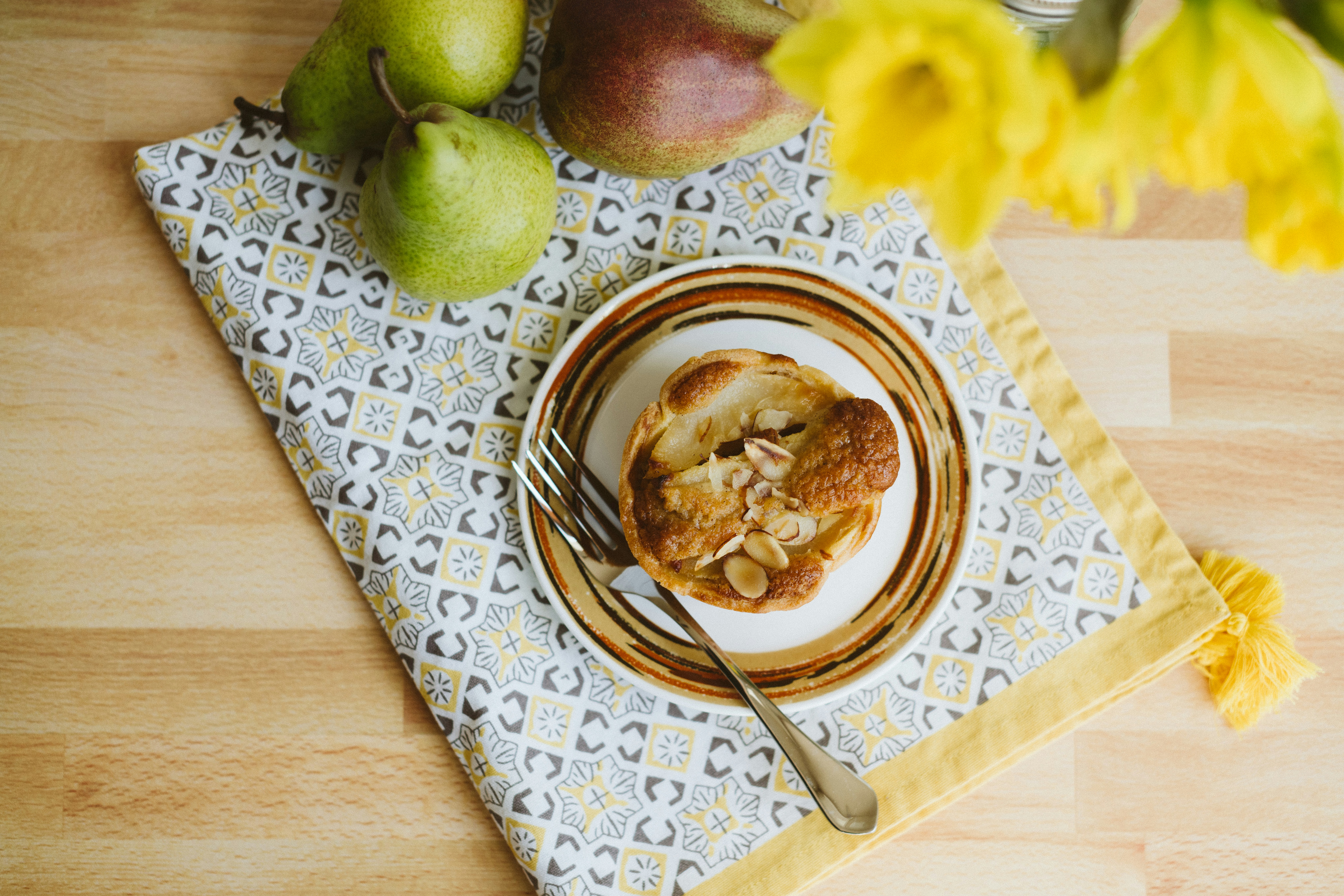 Pain De Poire Photos | Télécharger des images gratuites sur Unsplash