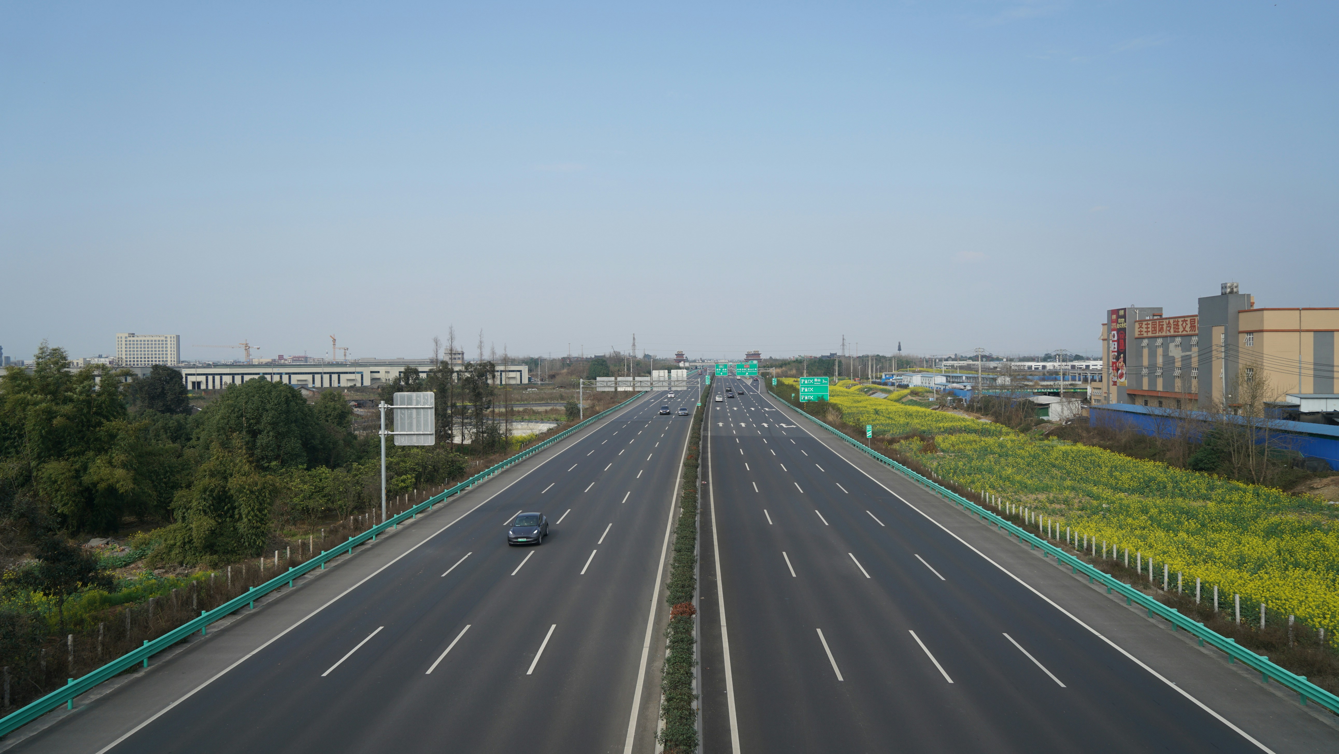 Photo by wang jinbo with Sony Alpha 7R II