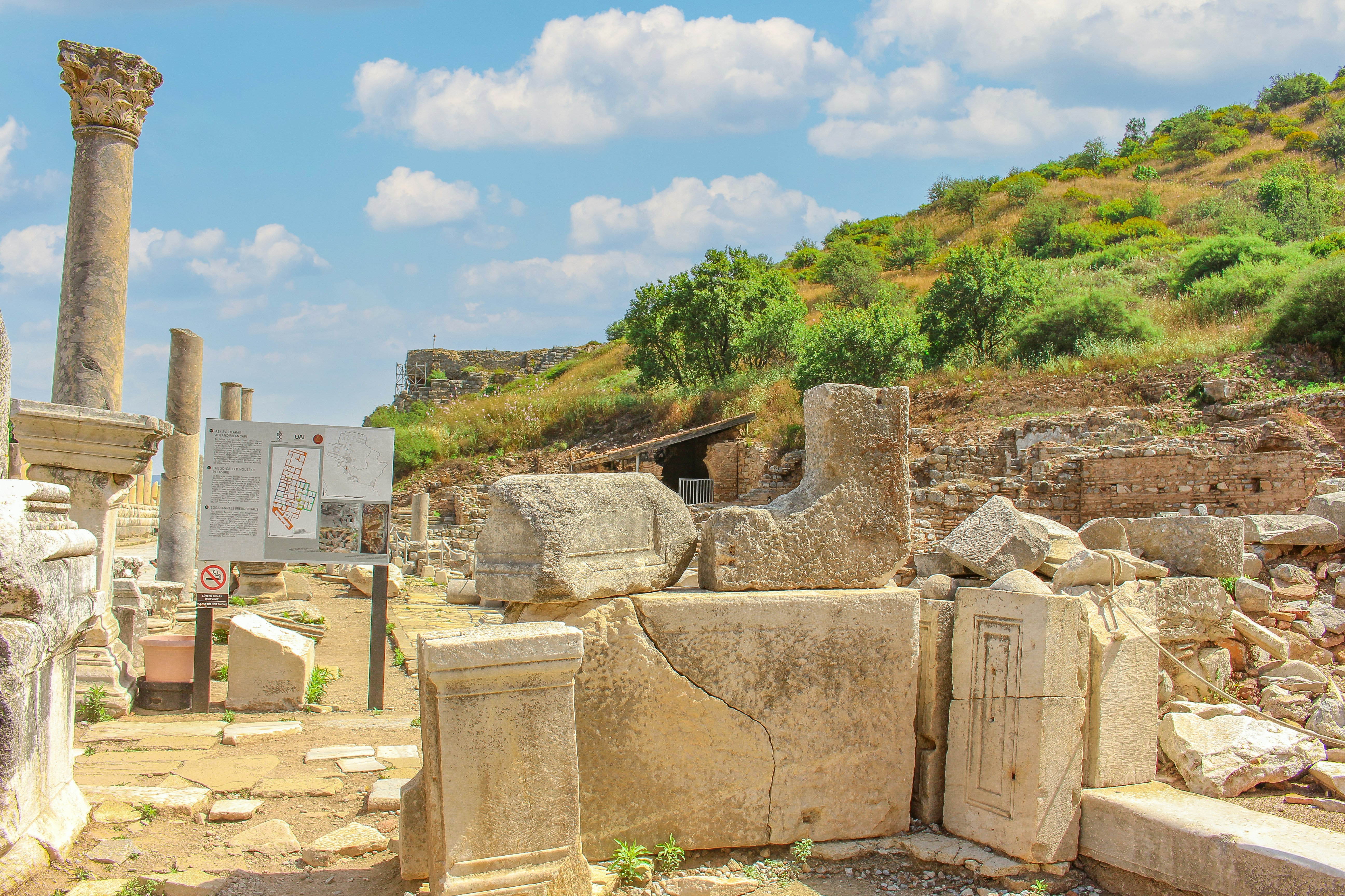 The Evolution of Ancient Greek Burial Practices