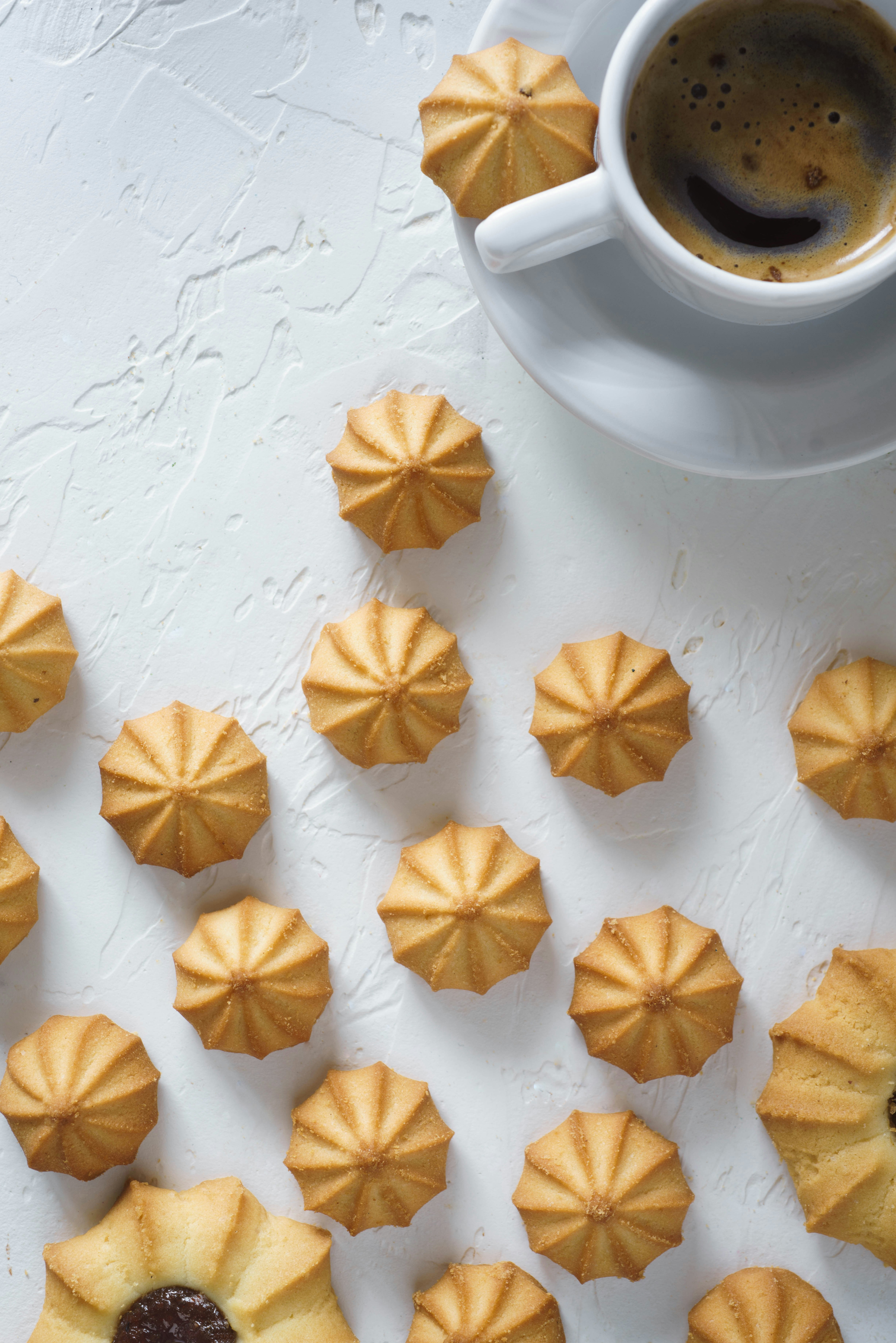 Cafe Confections: Tiny Tarts and a Cup of Morning