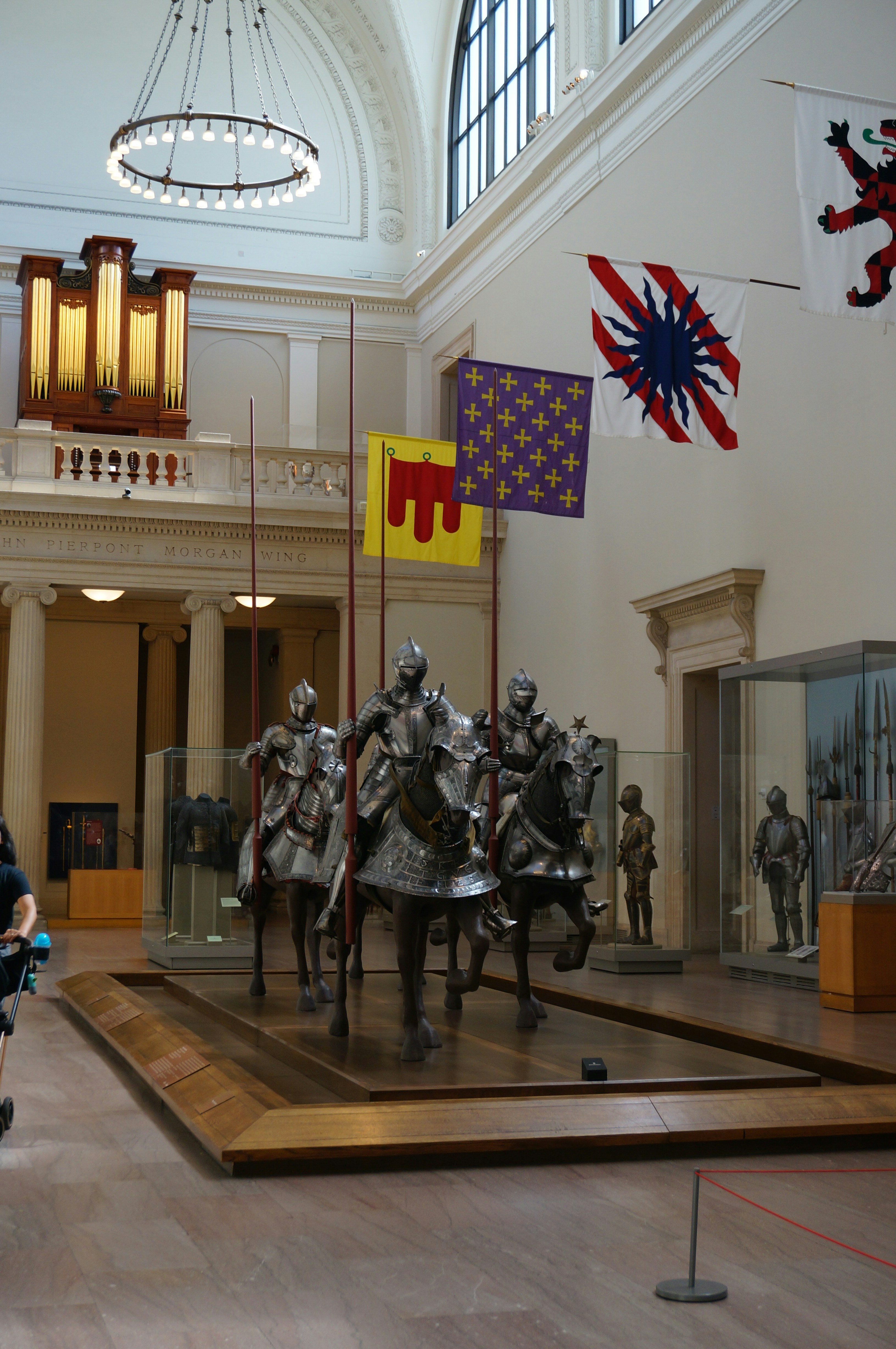 A group of statues of knights in a museum photo – Free Metropolitan ...