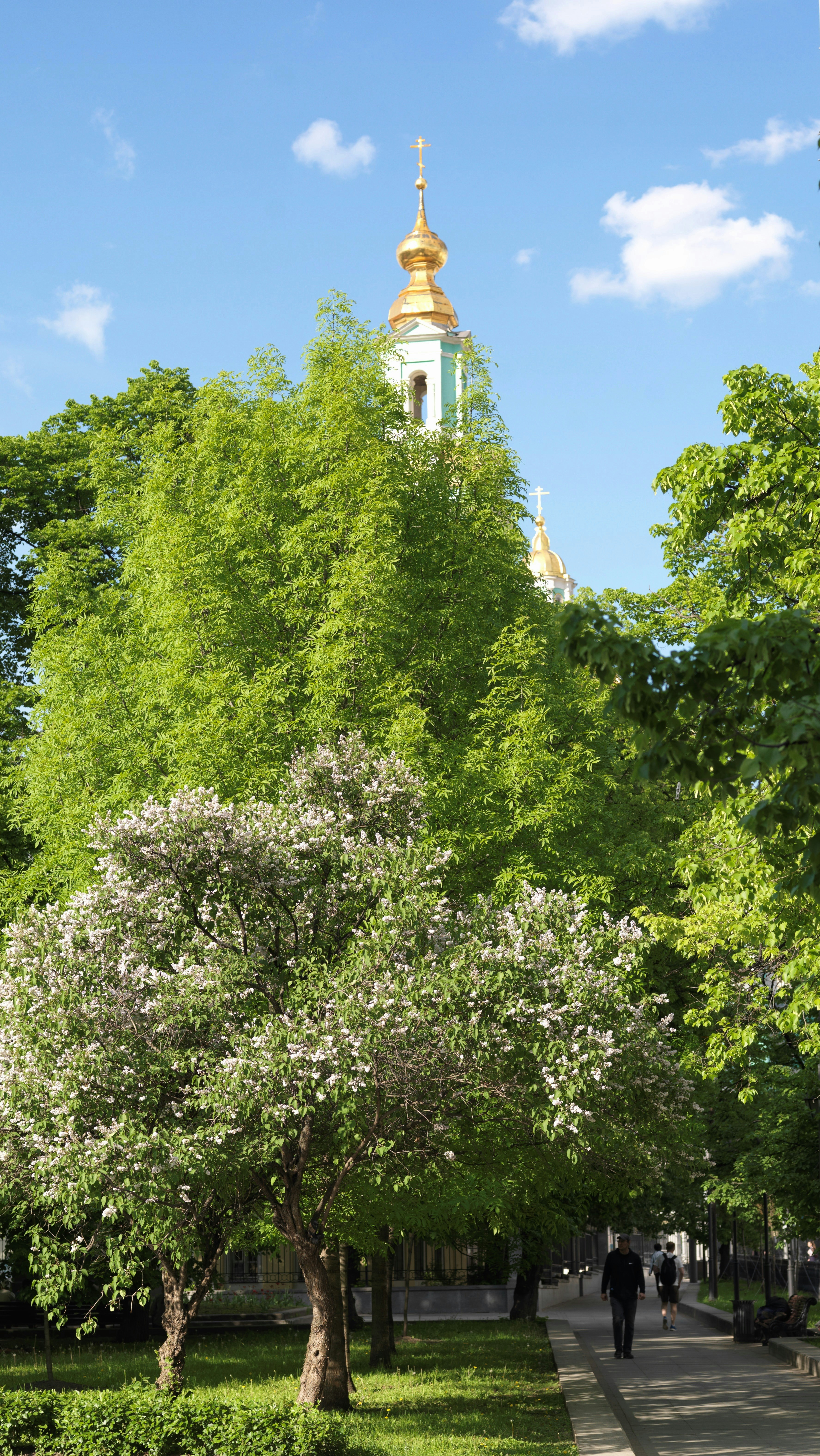 #misura_photos #misuraphotos https://www.youtube.com/user/Moscowartgallery vk.com/scanart From the series #Spiritualcentersofmoscow The Epiphany Cathedral at Yelokhovo, if you like my works, I have more on my profile page - Please check them out! Don't forget to subscribe, press a like button, add my photo to your collections, share it with your friends and download it if you like! See you!