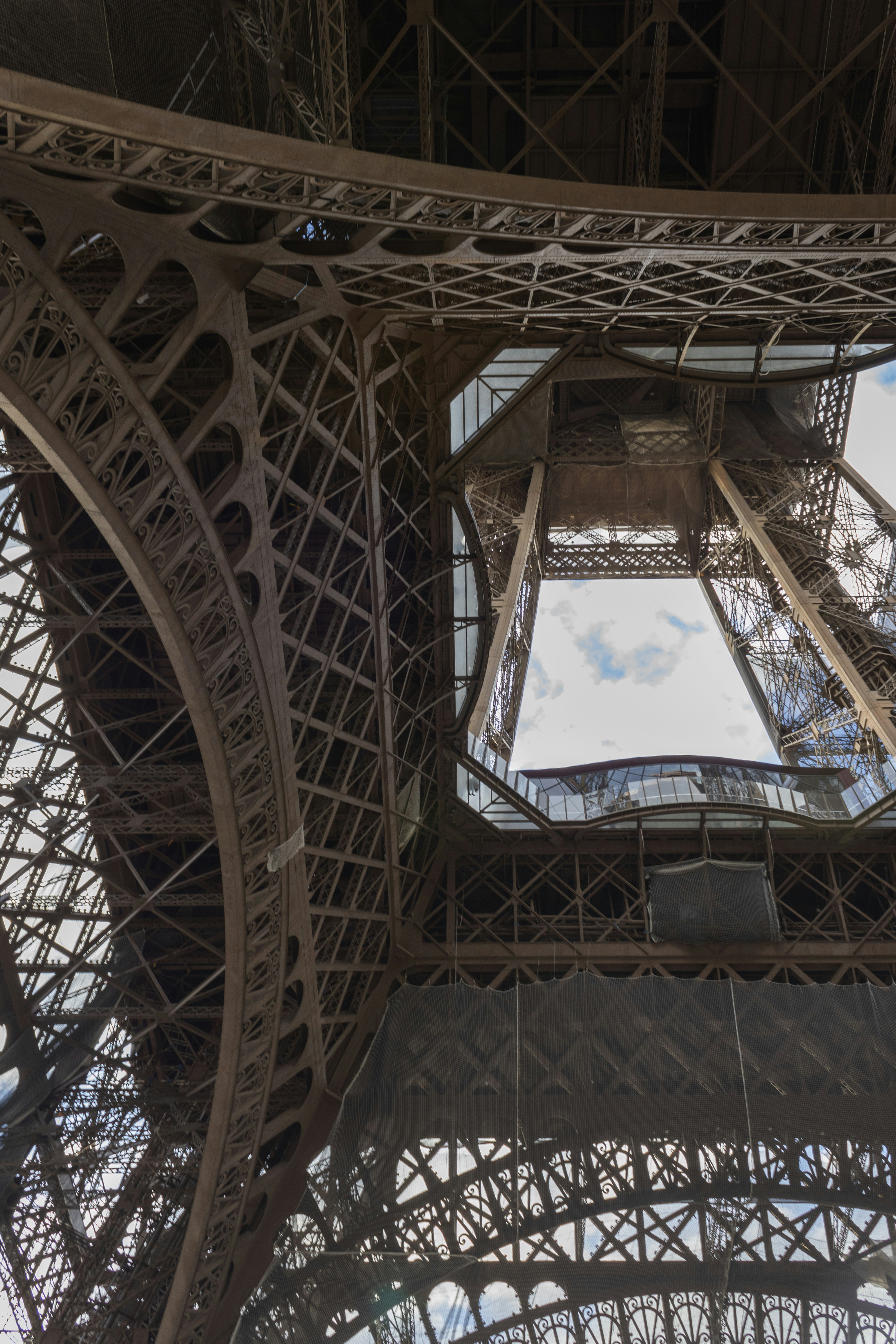 A view of the bottom of the eiffel tower photo – Free Paris Image on ...