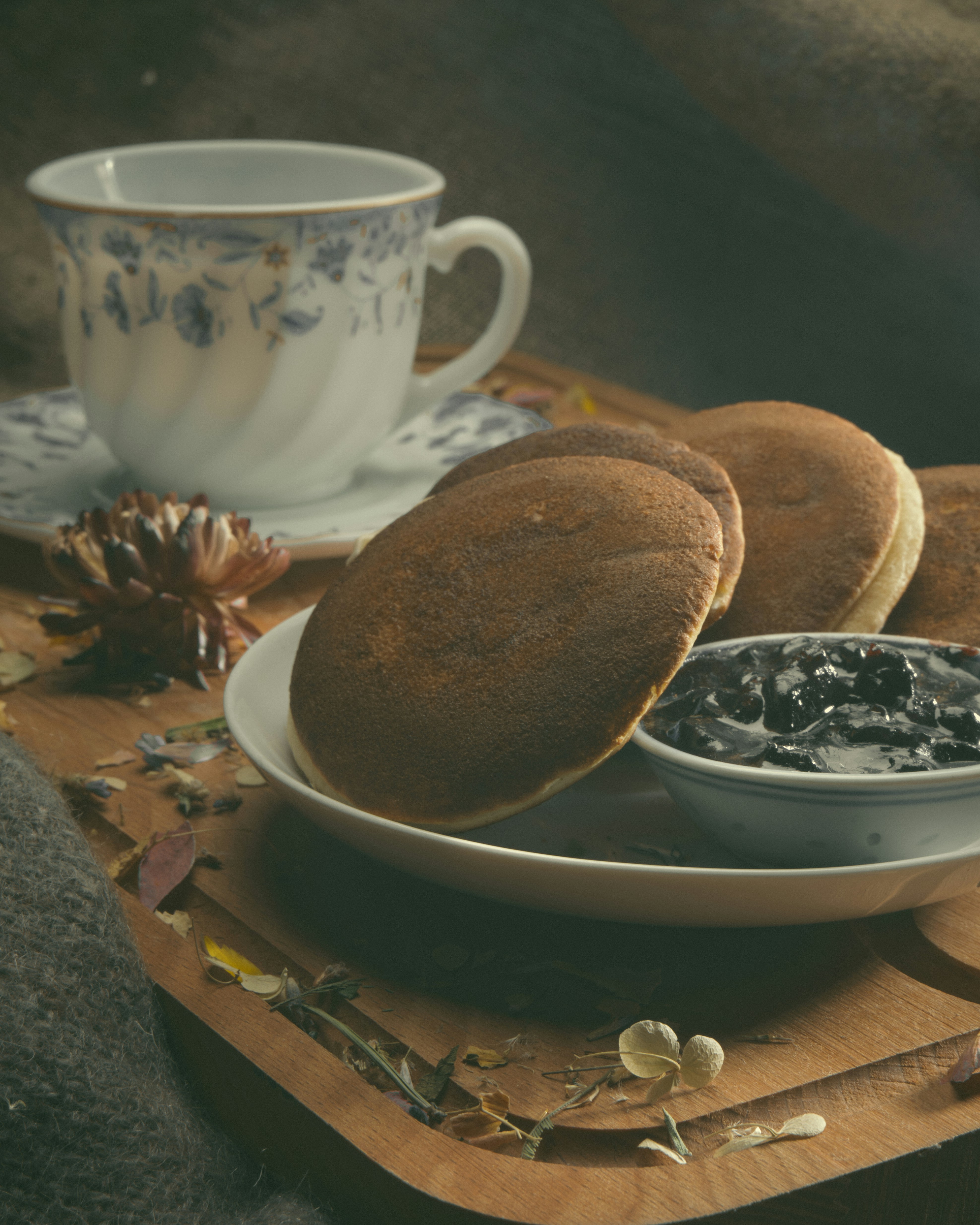 Autumn Tea Table: Charred Cookies and a Delicate Teacup