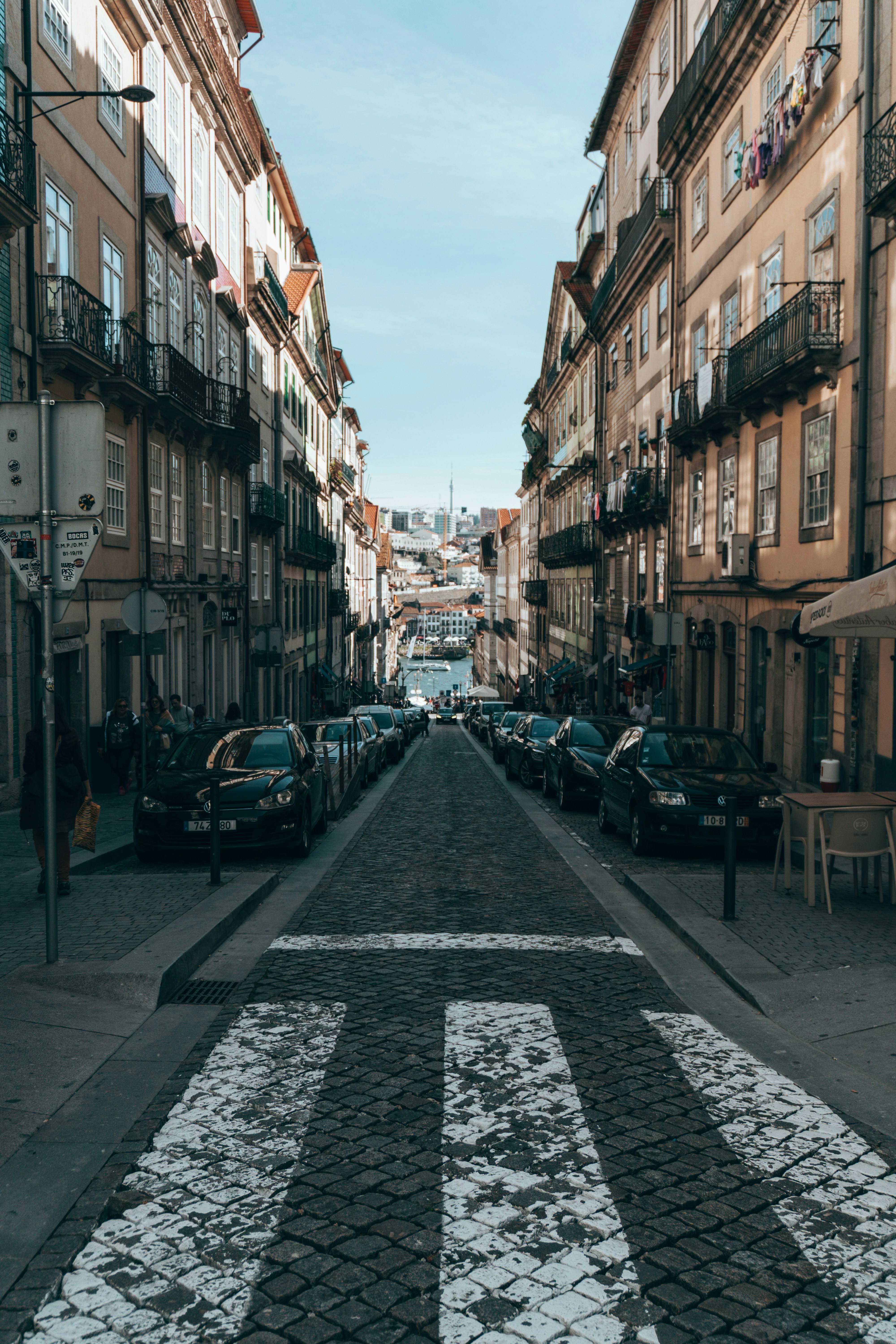 A Cobblestone Street to the Harbor: Leading Lines through European Facades